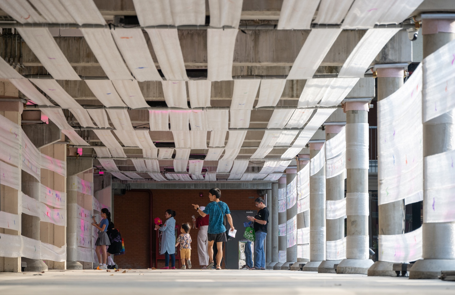 Gallery of Wonder Live Corridor Public Art / Sata Na Architect - 7