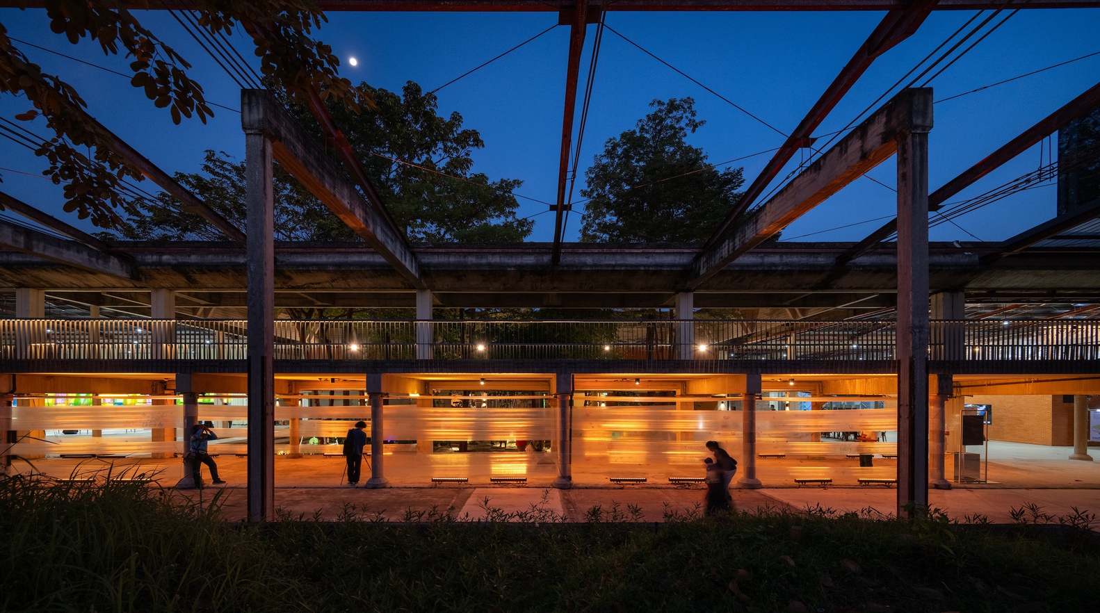 Gallery of Wonder Live Corridor Public Art / Sata Na Architect - 19