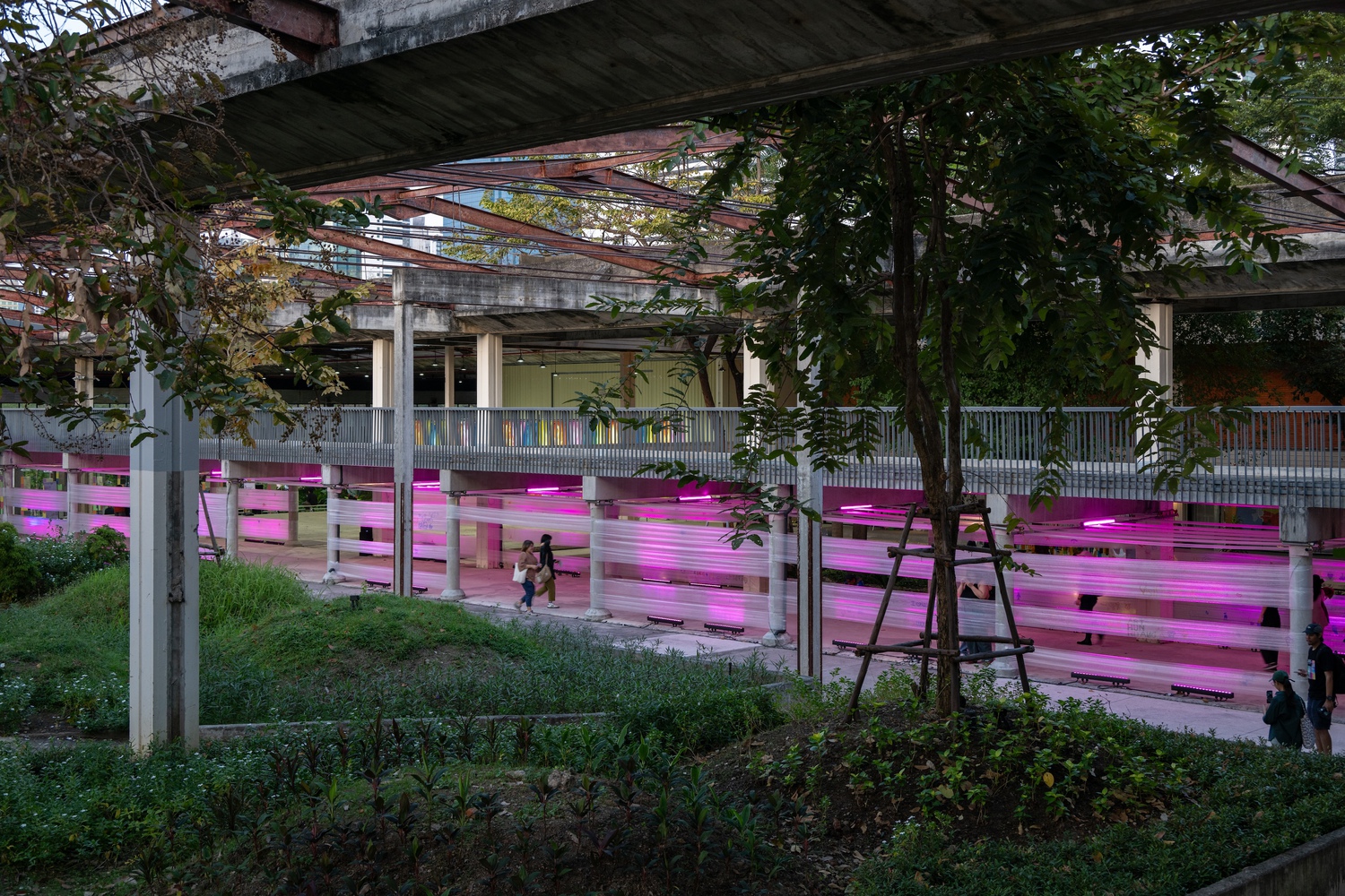 Gallery of Wonder Live Corridor Public Art / Sata Na Architect - 16