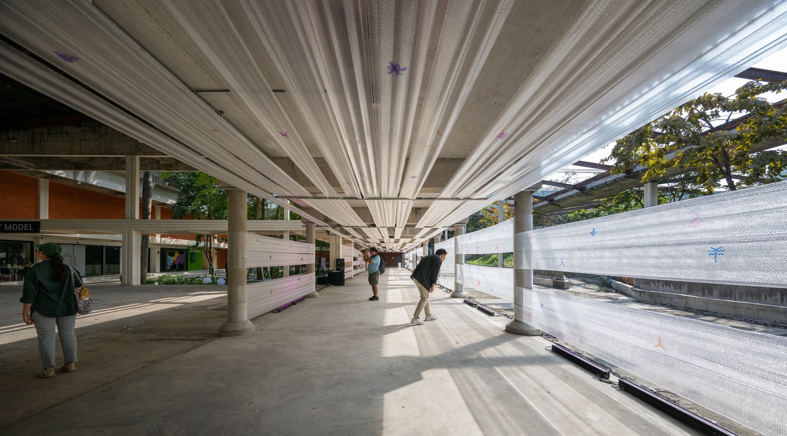 Gallery of Wonder Live Corridor Public Art / Sata Na Architect - 7