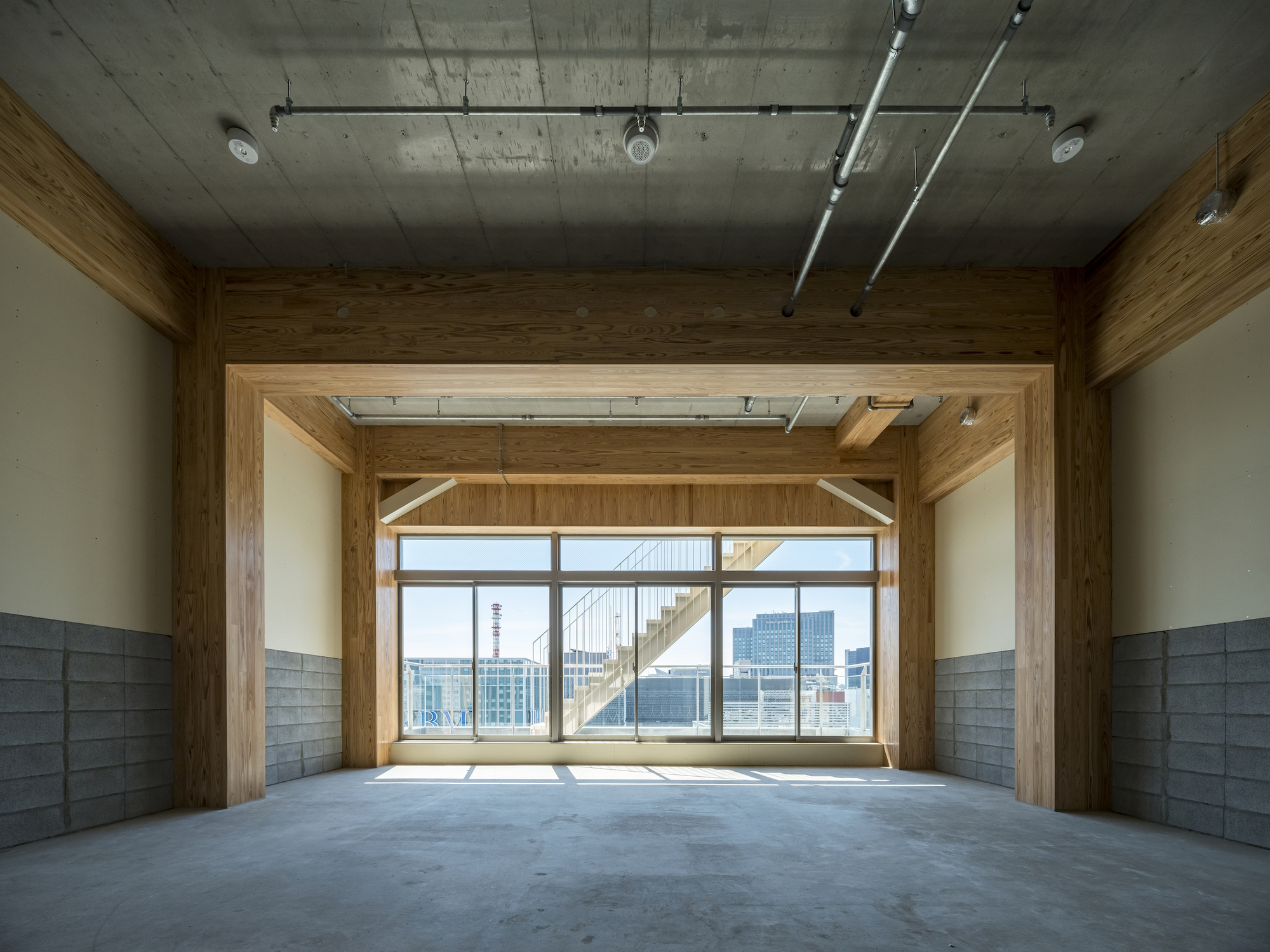 Gallery of Ginza Wooden Box - Ginza Takagi Building / Tetsuo Yamaji ...