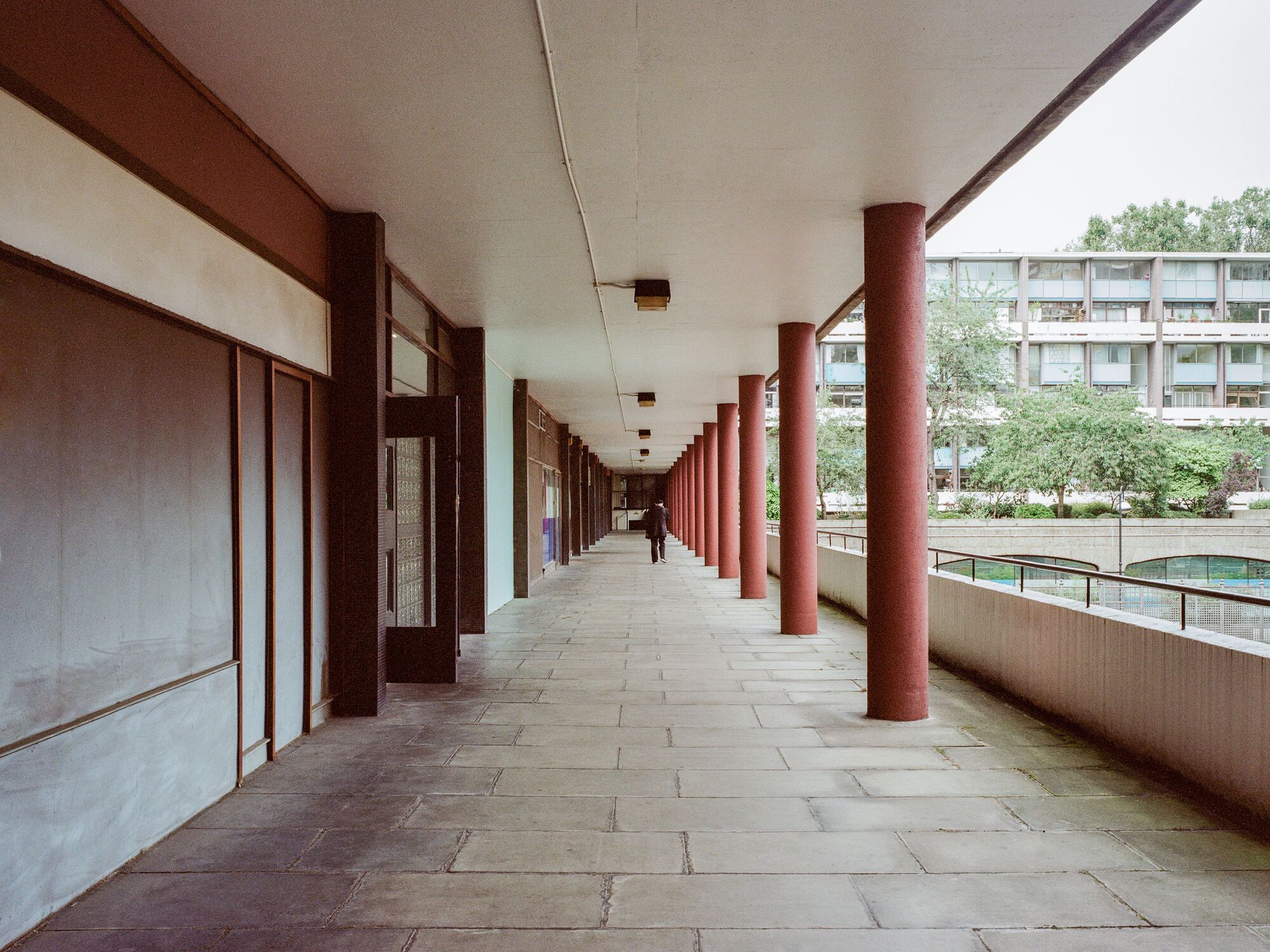 Gallery of Crescent House / TYPE - 25