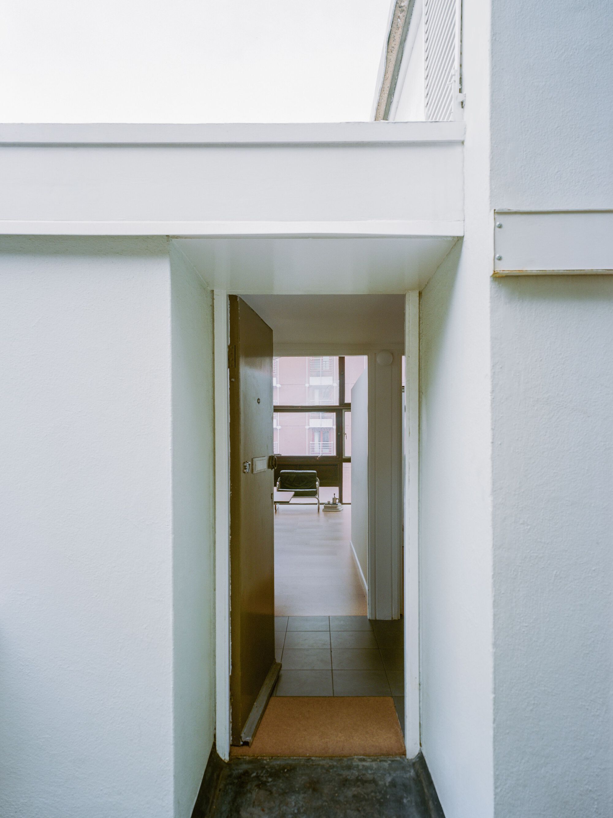 Gallery of Crescent House / TYPE - 9