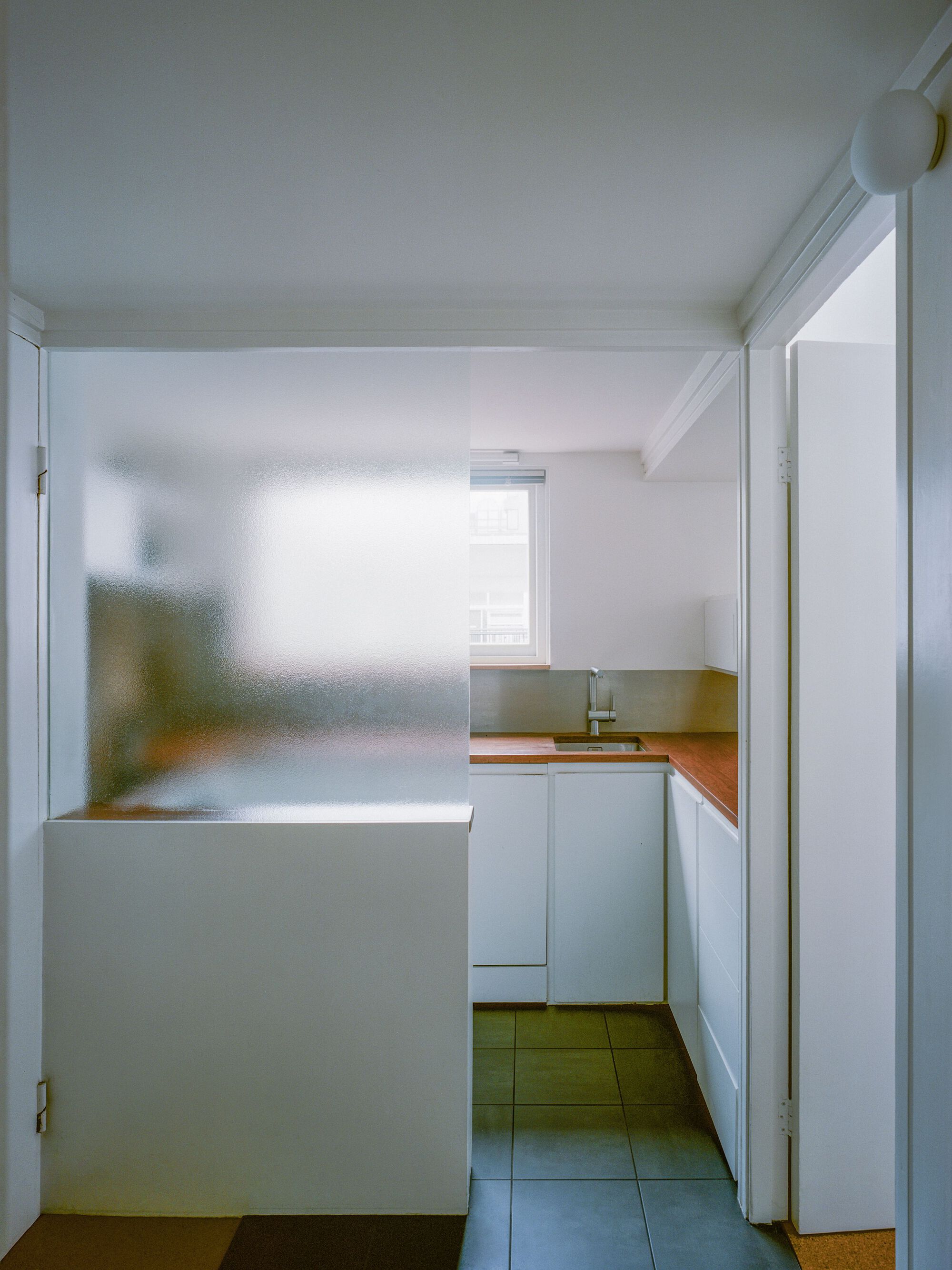 Gallery of Crescent House / TYPE - 12