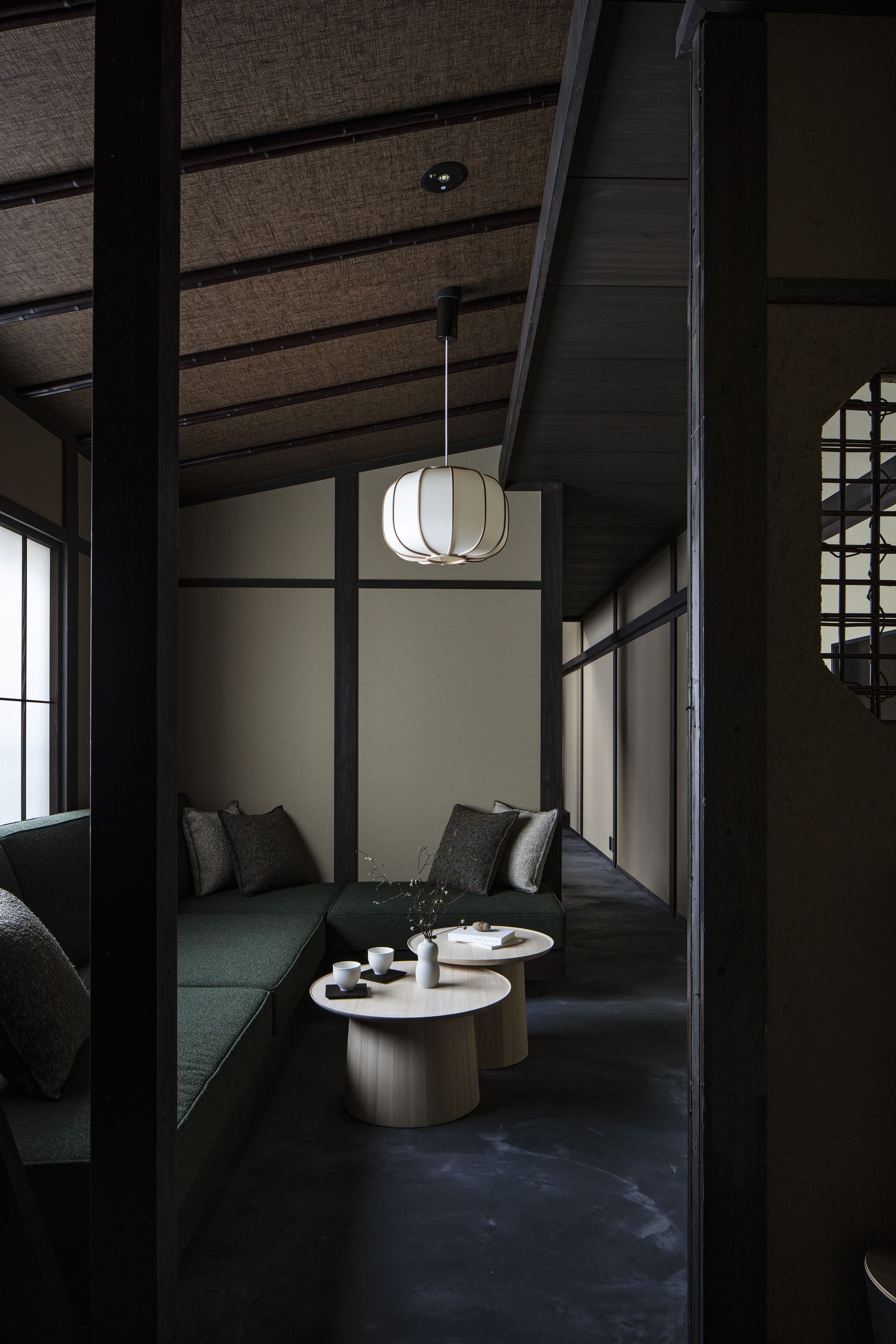 Gallery of Hotel Nazuna Kyoto Higashihonganji / STUDIO ALUC - 4