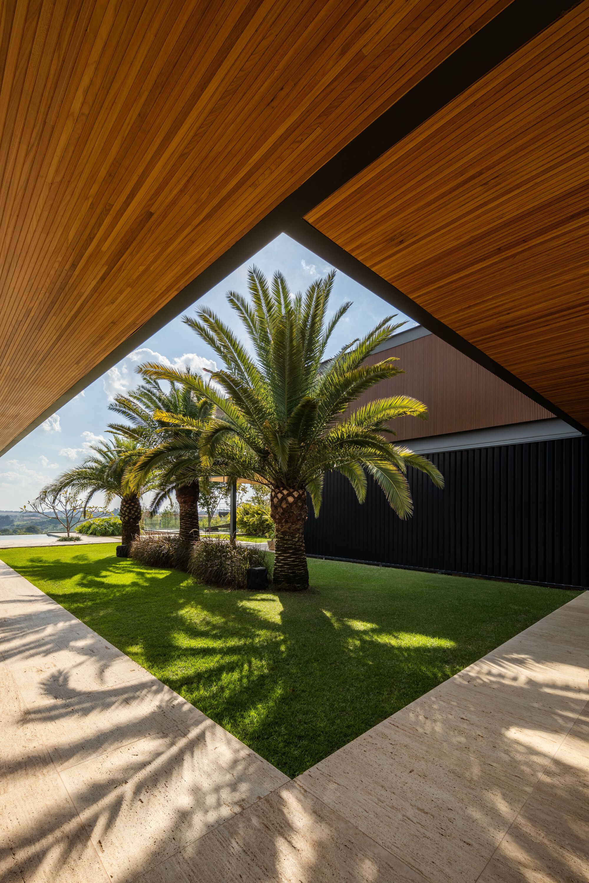Galeria de Casa Grama / Pablo Lanza Arquitetura - 17