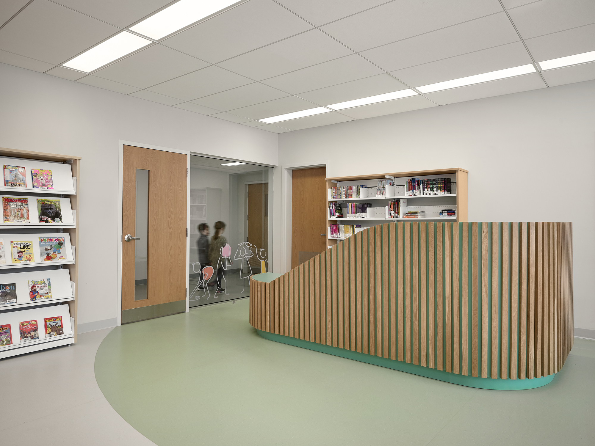 Gallery of Louis-Saint-Laurent School / STGM Architectes + Ateliers ...