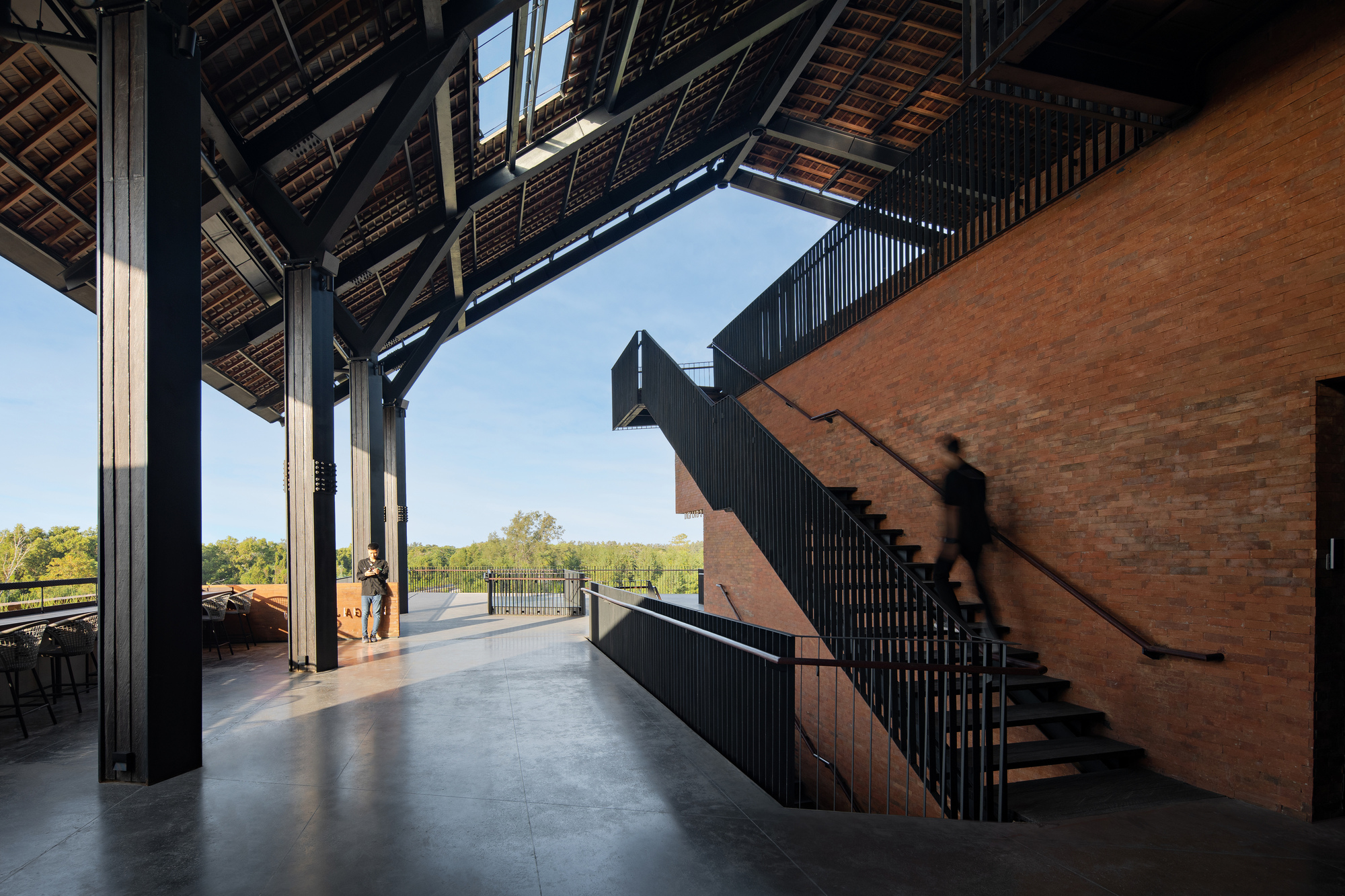 Gallery of United-in-Diversity Campus / Willis Kusuma Architects - 13