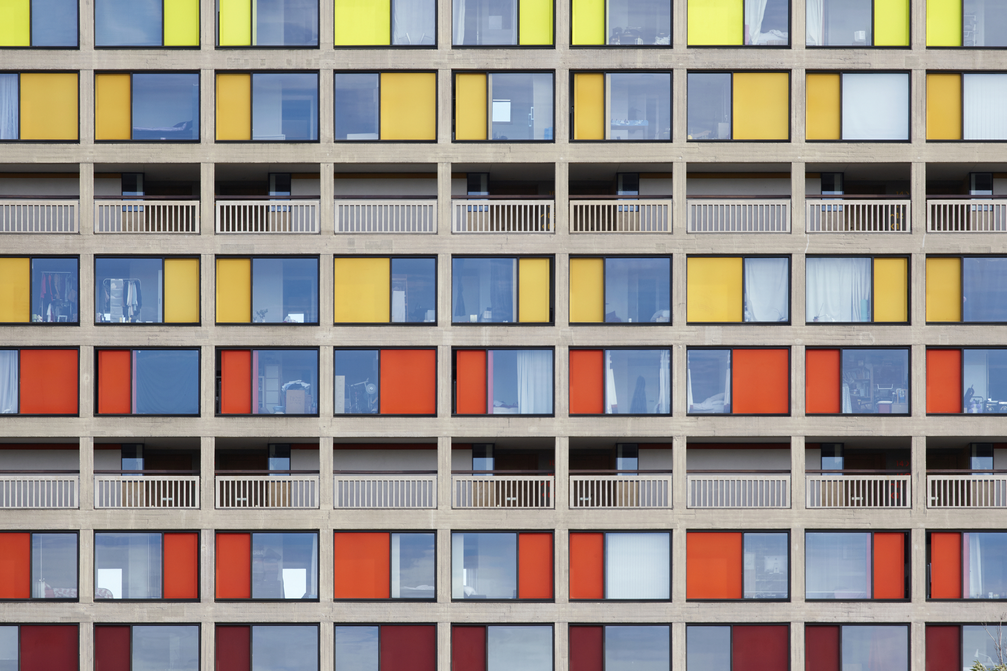 Gallery of Material Strategies for Updating and Repurposing Modernist Classics - 14