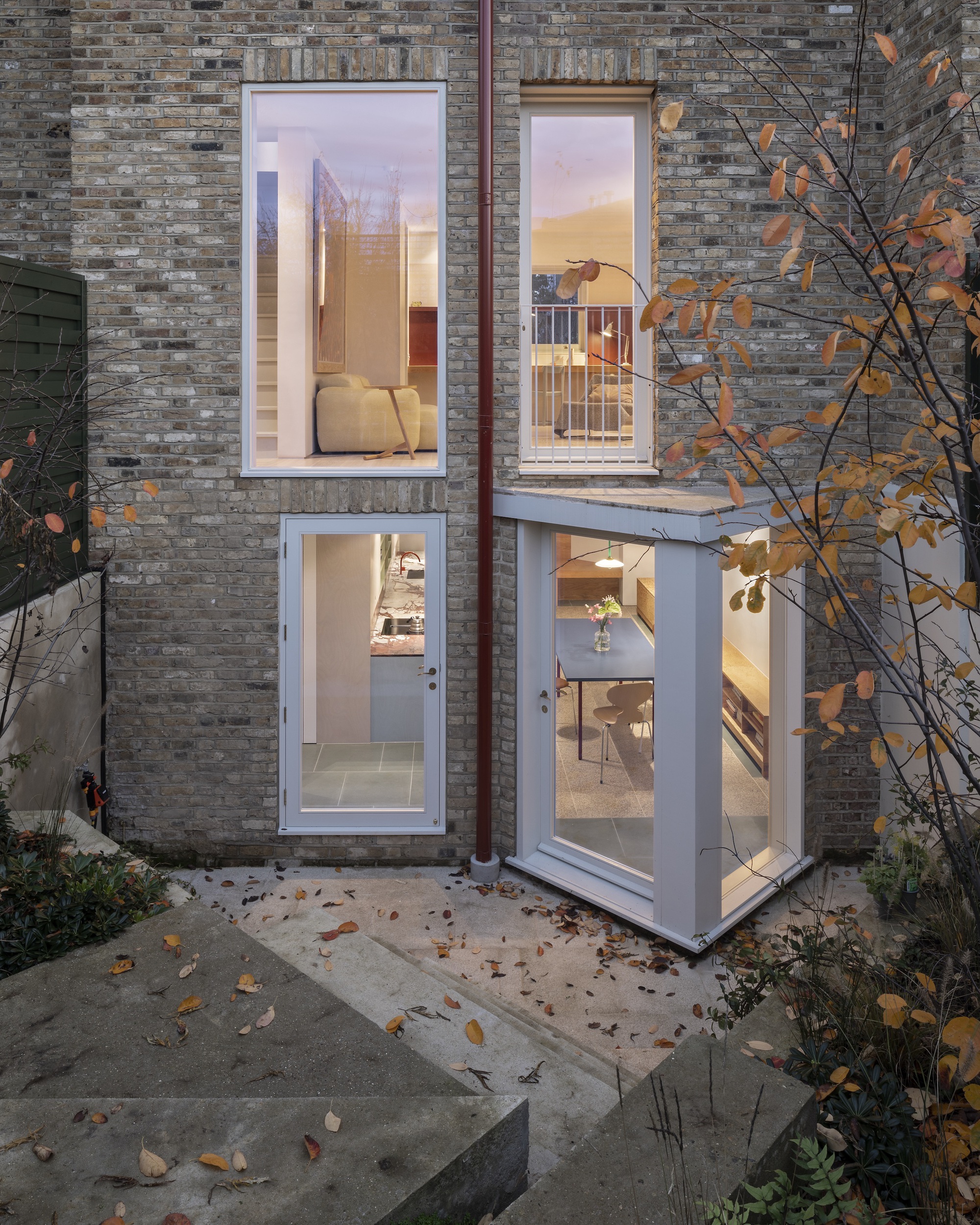 Gallery of RAW House / O'Sullivan Skoufoglou Architects - 6