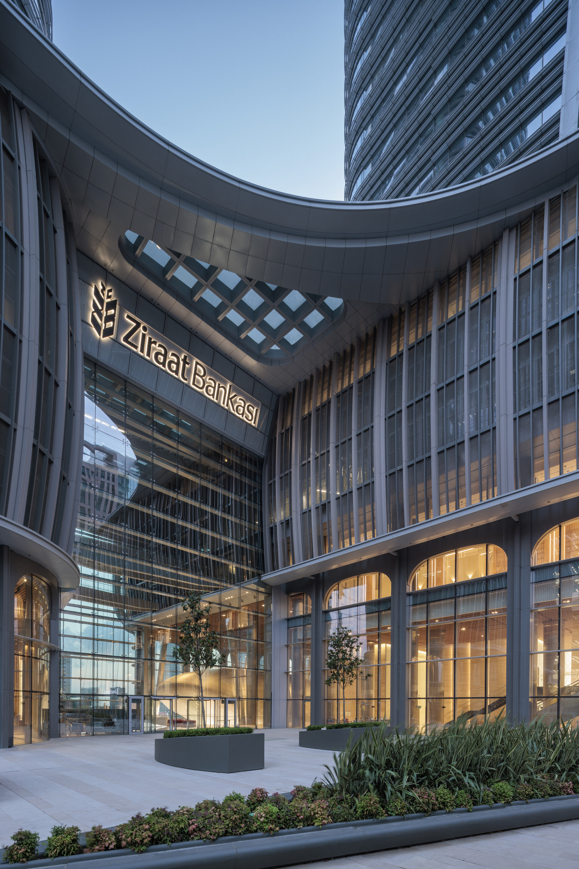 Gallery of Historical Roots, Unbreakable Structure: Ziraat Bank's New ...