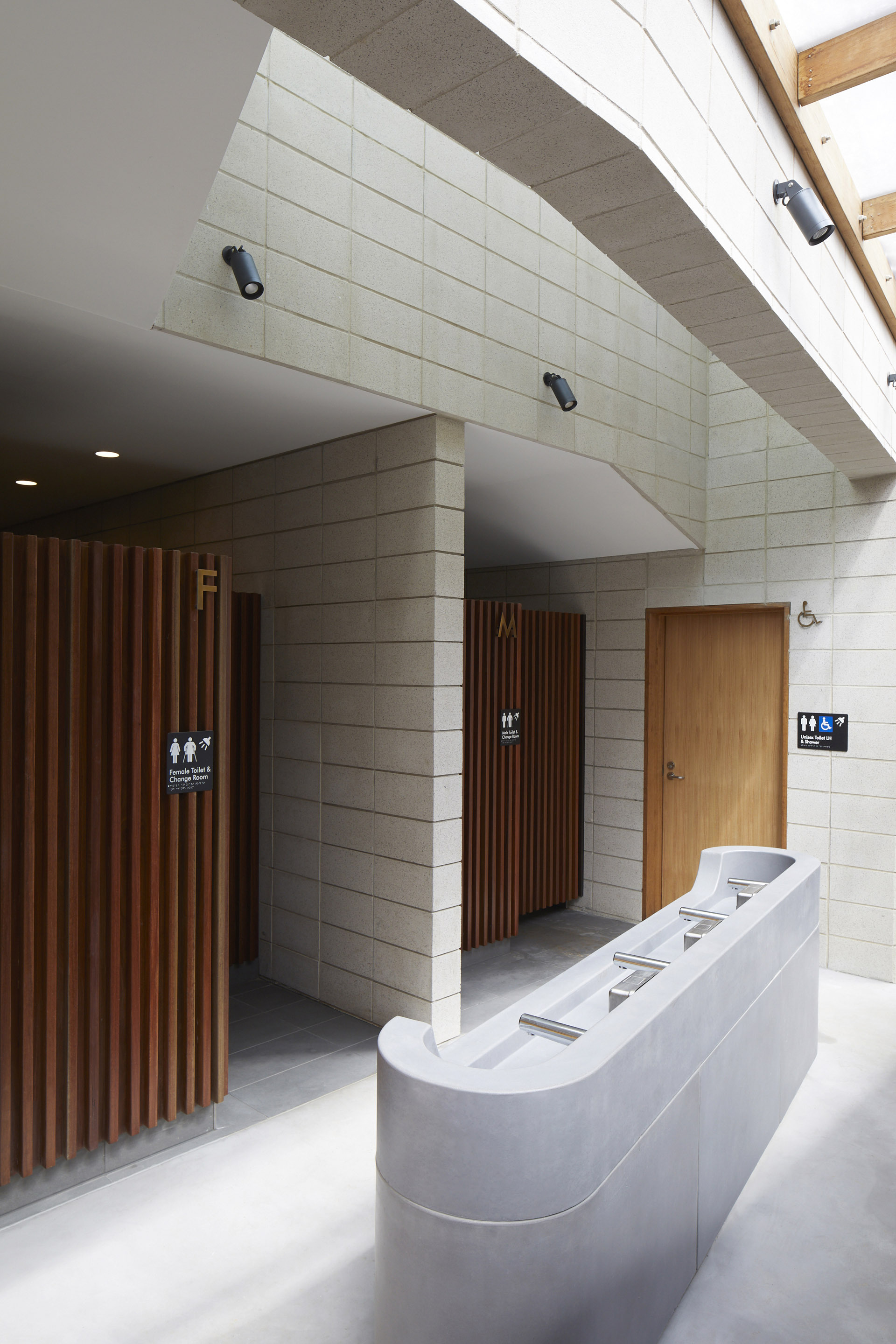 Gallery of Long Reef Surf Life Saving Club / Adriano Pupilli Architects ...