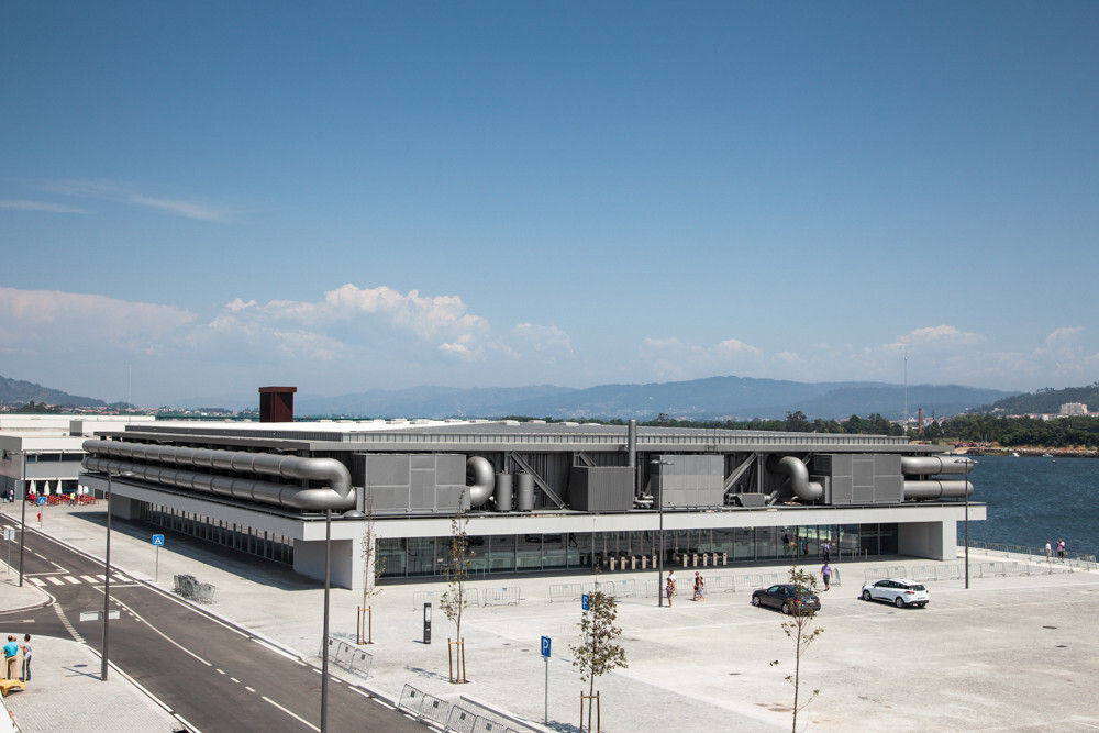 Gallery of The Timeless Appeal of Modernism in Technology and Digital ...