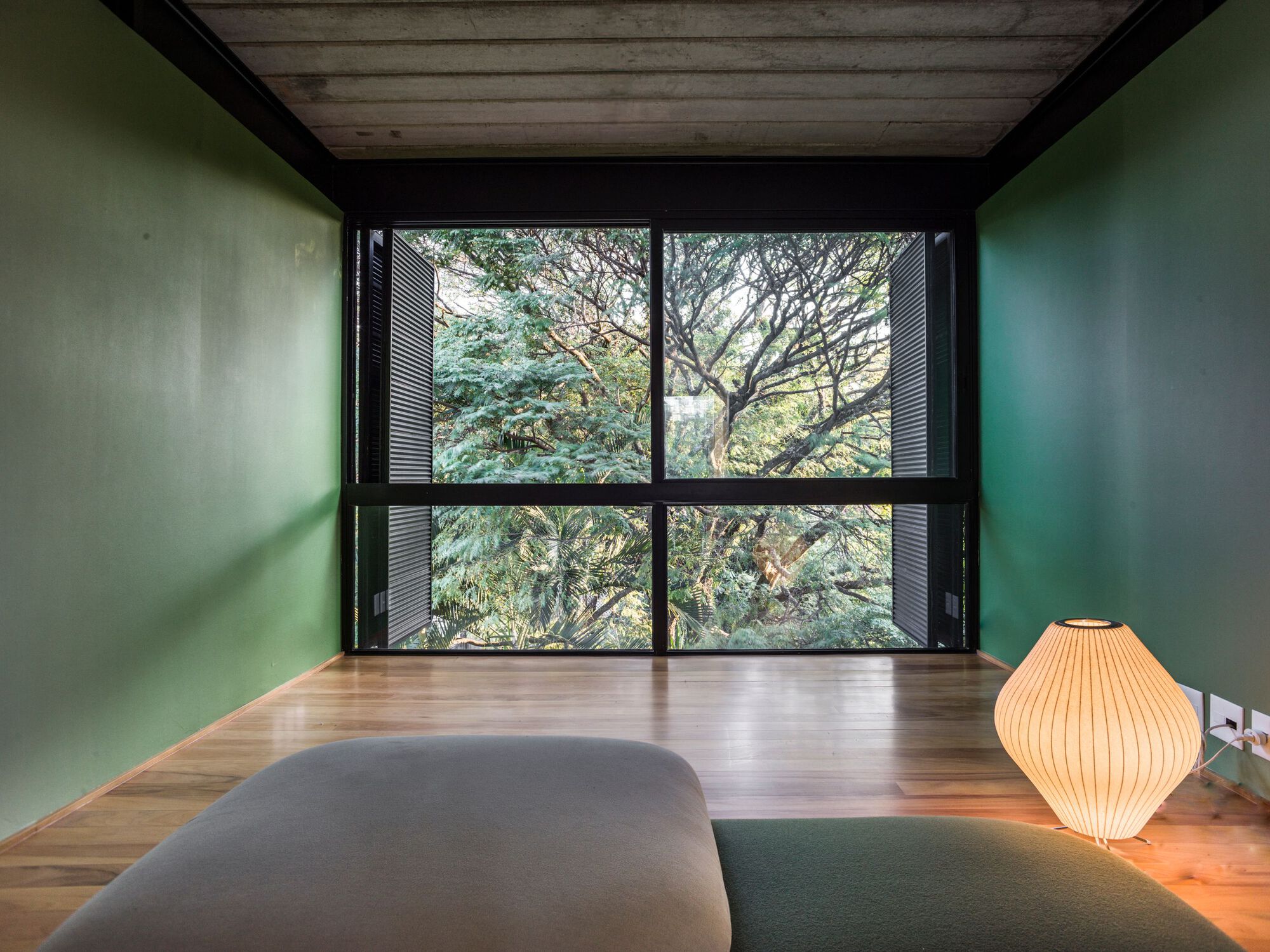 Gallery of FBL House / HGMA + Claudia Haguiara Arquitetura - 32