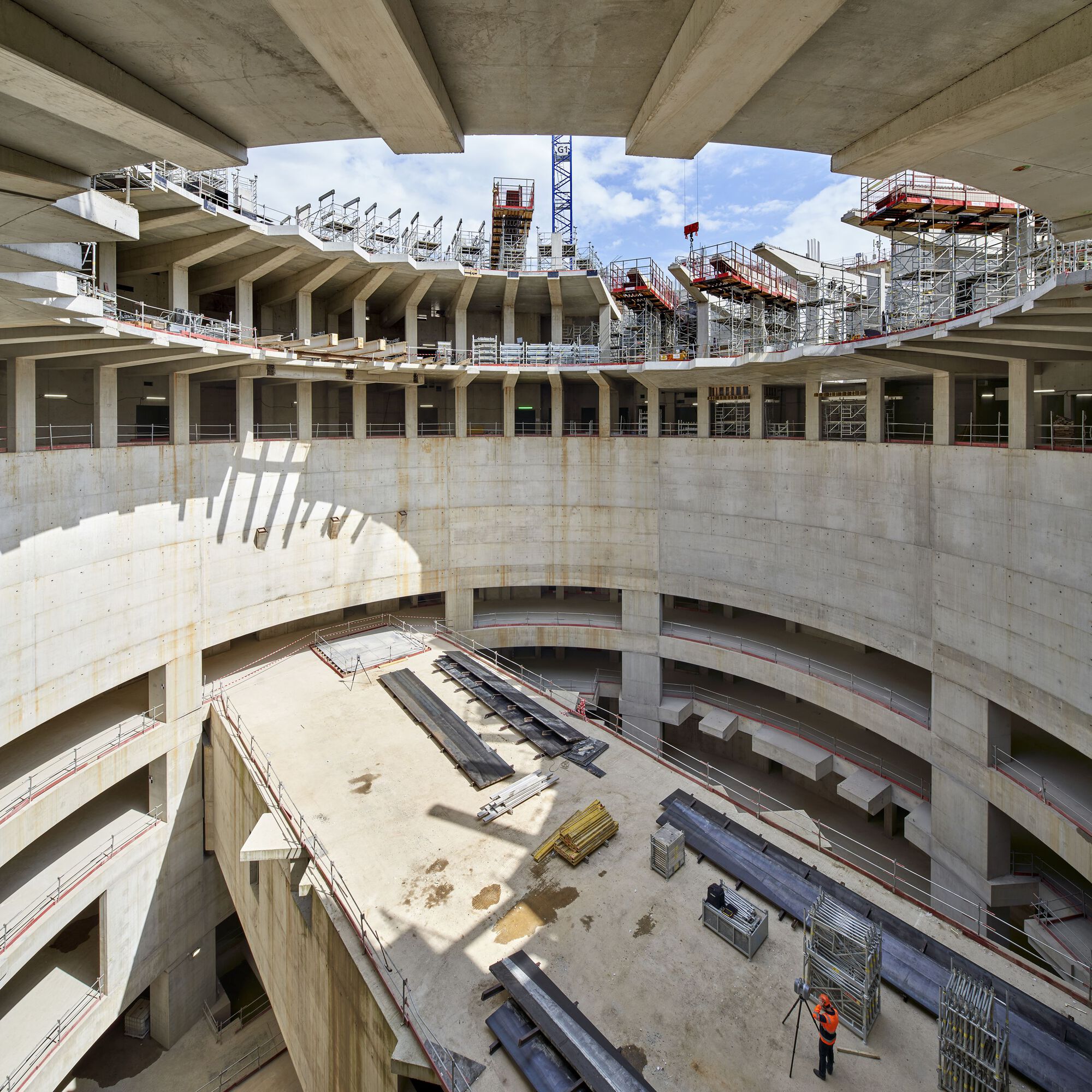 Gallery of Villejuif Gustave Roussy Station / Dominique Perrault ...