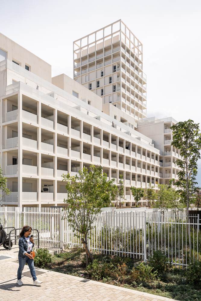 Gallery of Alpha XXL Mediterranean Mixed Block / Rémy MARCIANO ...