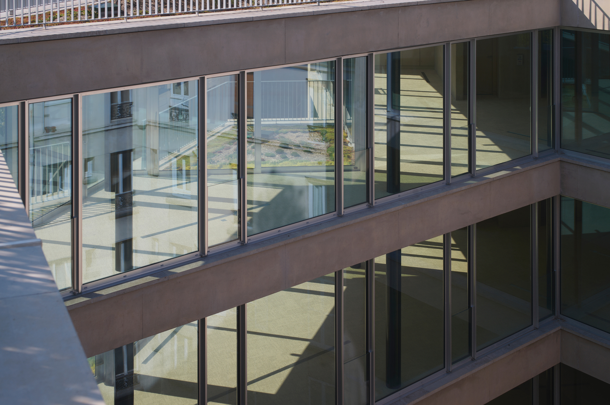 Gallery of Nation Office Building Intervention / TANK Architectes - 13