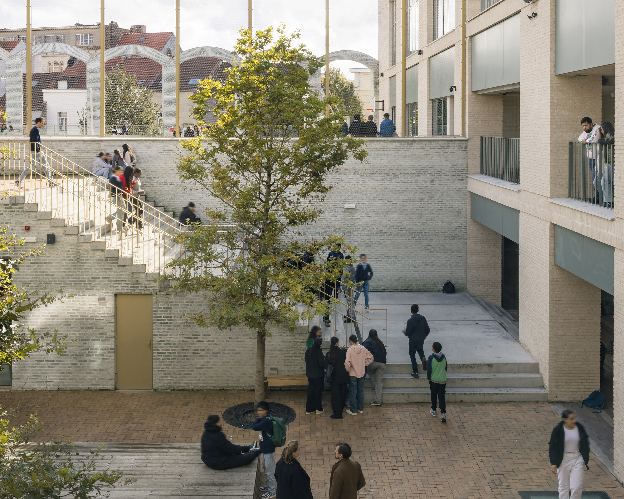 Egied Van Broeckhoven School / B2Ai | ArchDaily