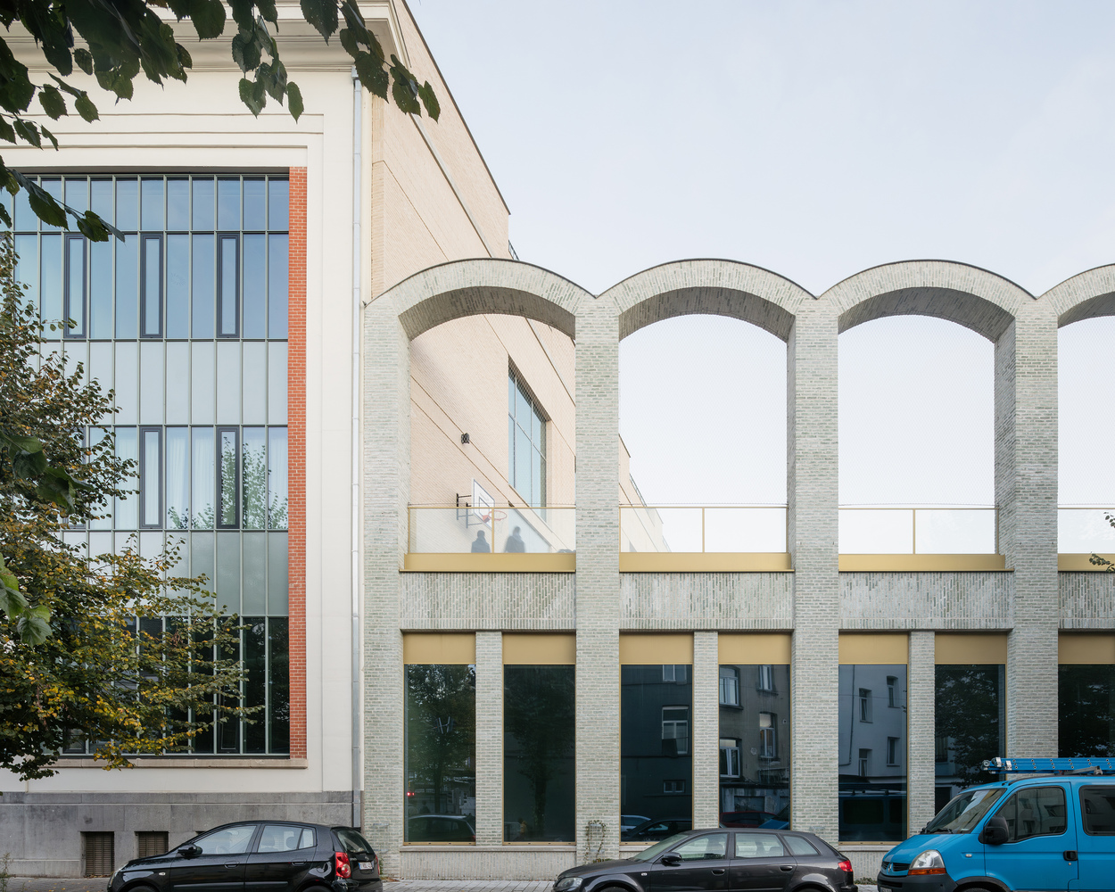 Gallery of Egied Van Broeckhoven School / B2Ai - 17