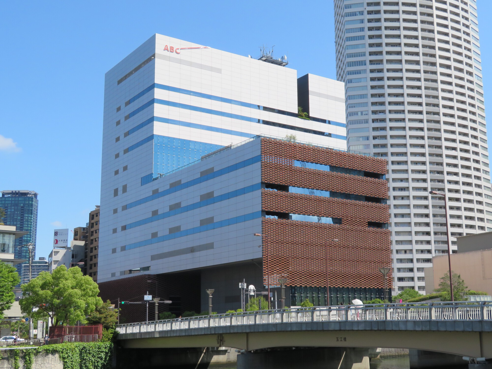 Gallery of Osaka Architecture City Guide: 23 Projects Showcasing Japan ...