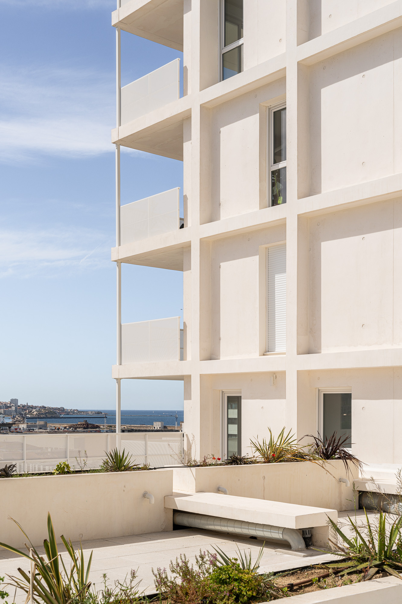 Gallery of Alpha XXL Mediterranean Mixed Block / Rémy MARCIANO ...