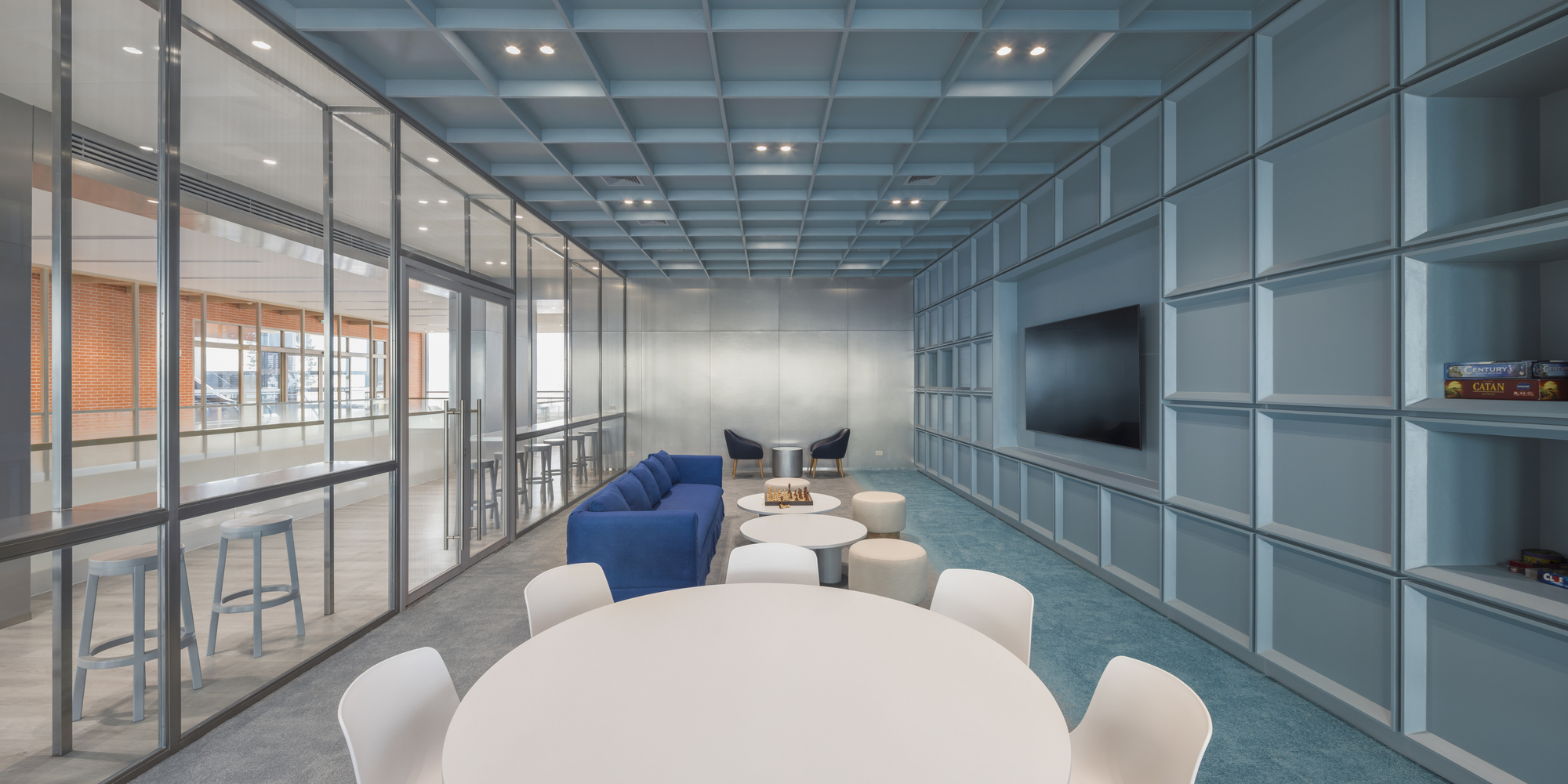 Gallery of Refectory, Lounge, Library at King's College International ...