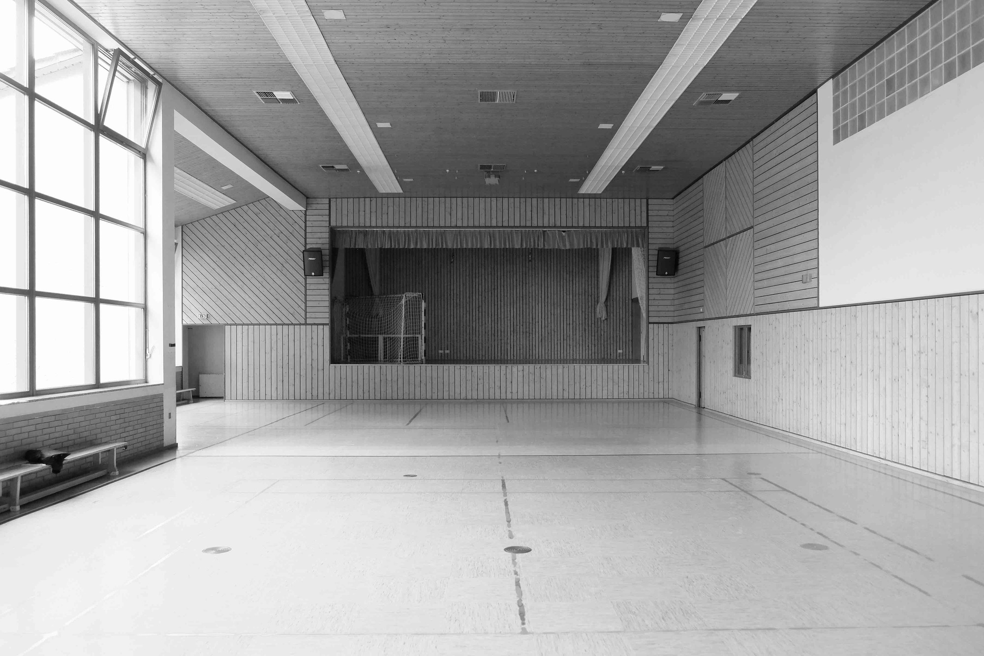 Gallery of Multi-Purpose Hall Ingerkingen / Atelier Kaiser Shen - 44