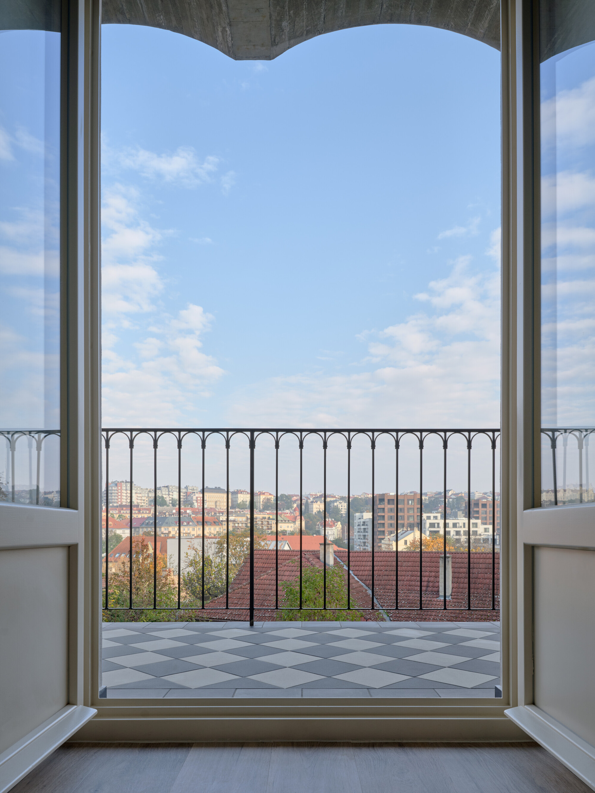 Gallery of Boleslavova 3 Building / Plus One Architects - 21