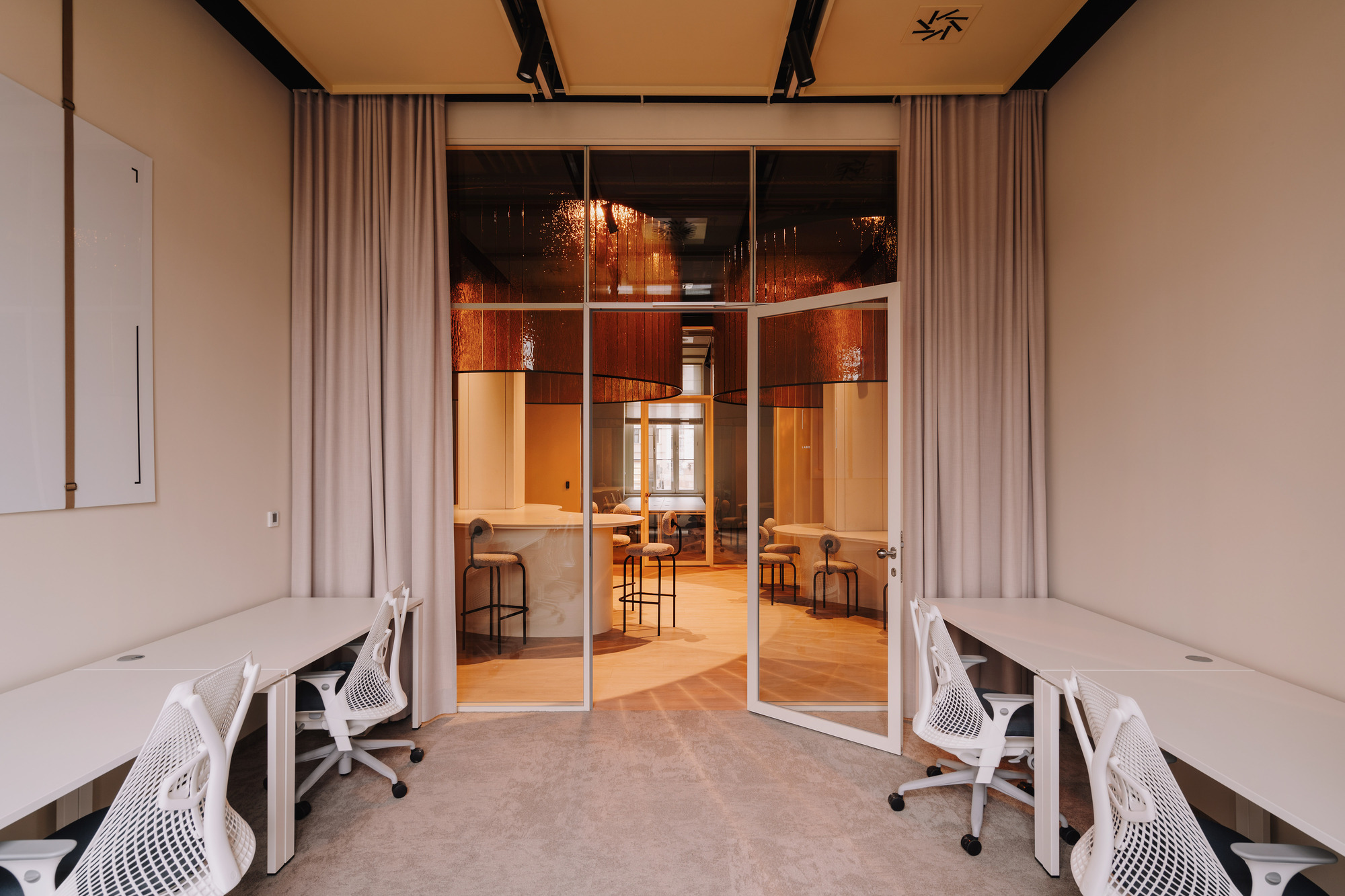 Gallery of LABO by L’UNI Office Space / CUDO: - 3