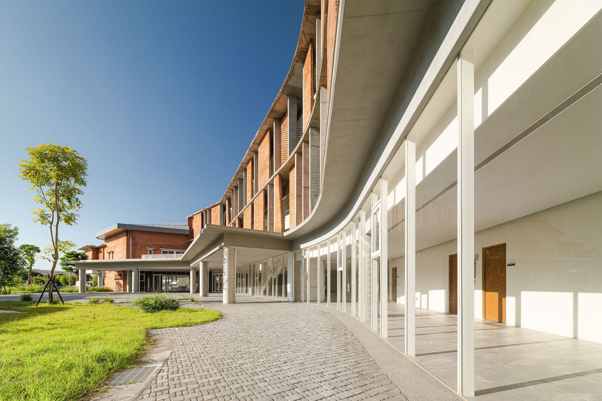 Gallery of Mailiao Community Education Park / Zoom Design Atelier - 31