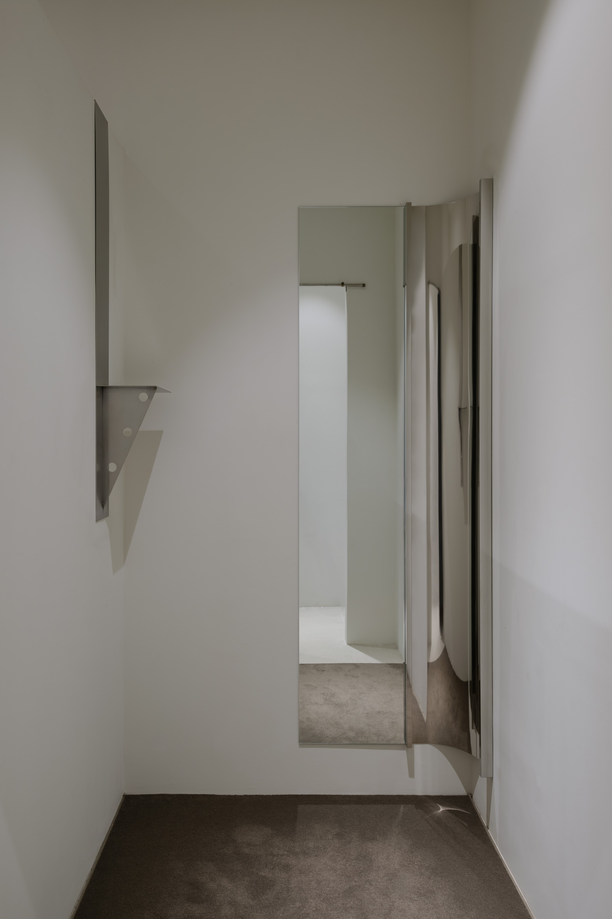 Gallery of ADSB Andersson Bell Hyundai Pangyo Store / Studio Tama - 18