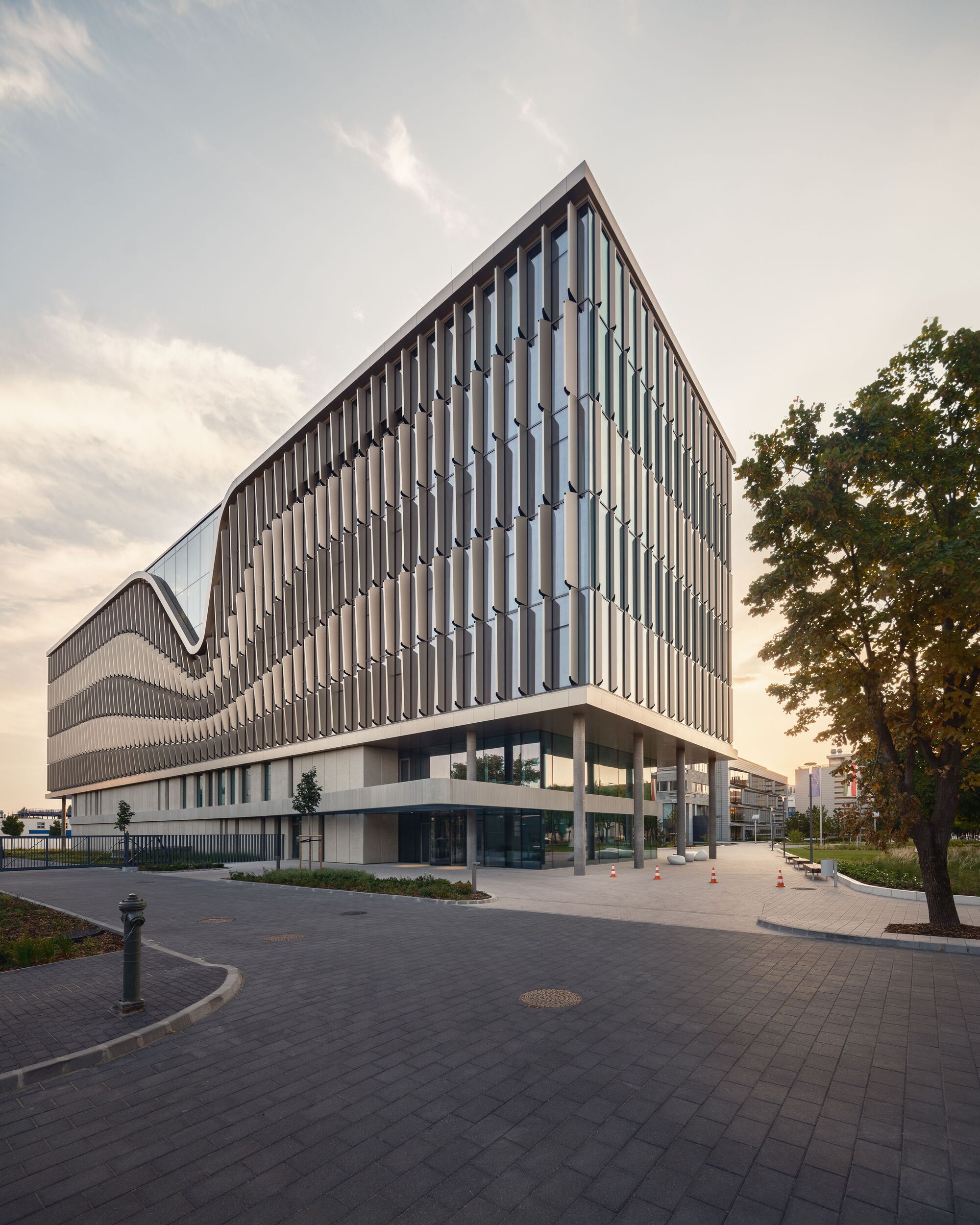 Gallery of Richter Center / ZDA - Zoboki Design and Architecture - 2