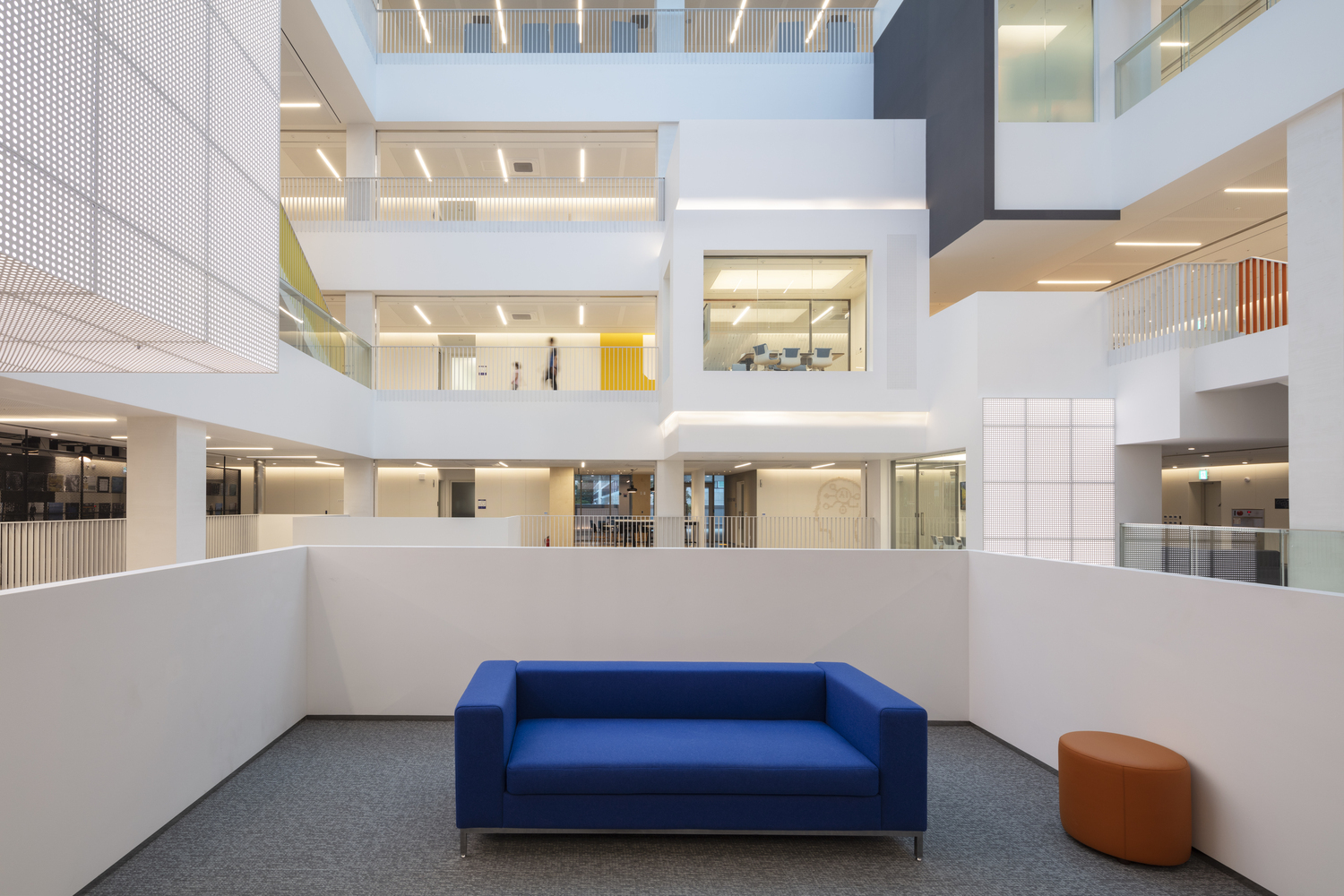 Gallery of How Architecture Drives Scientific Discovery: Lab and ...