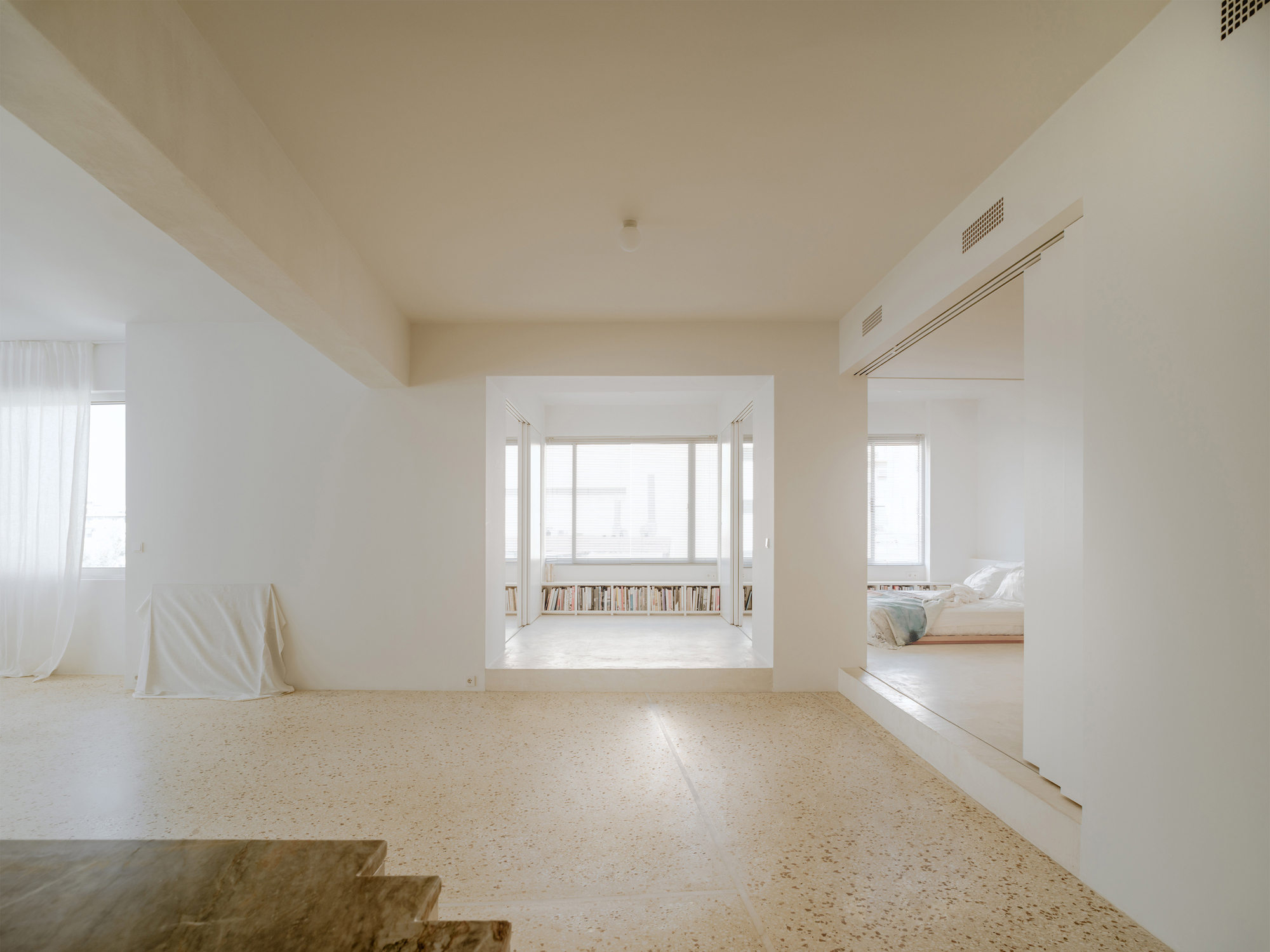 Gallery of Astral Weeks Flat and Exhibition Space / Oblique - 10