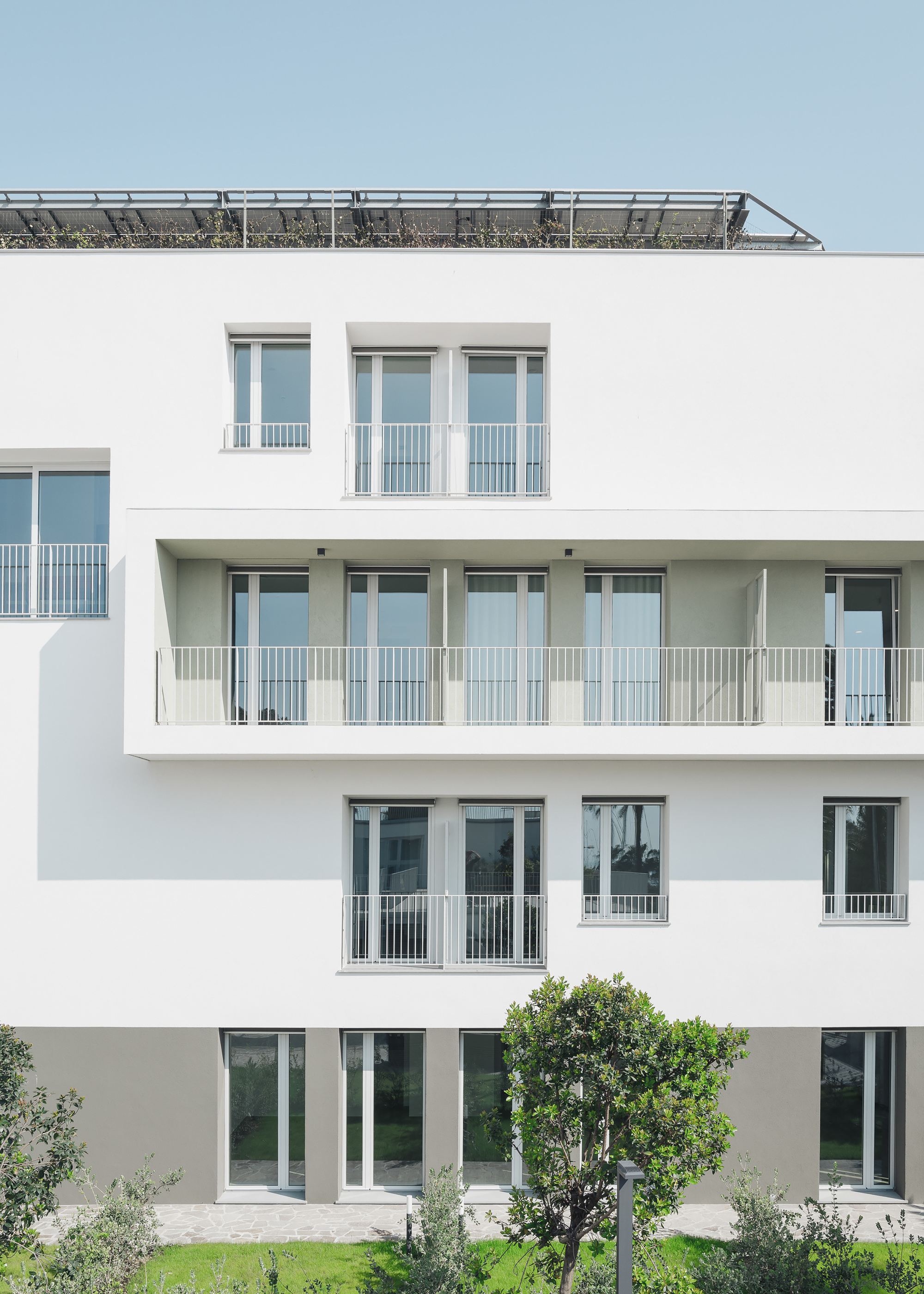 Gallery of Ex-Tribunale Conversion in Sheltered Accommodation / Calvi ...