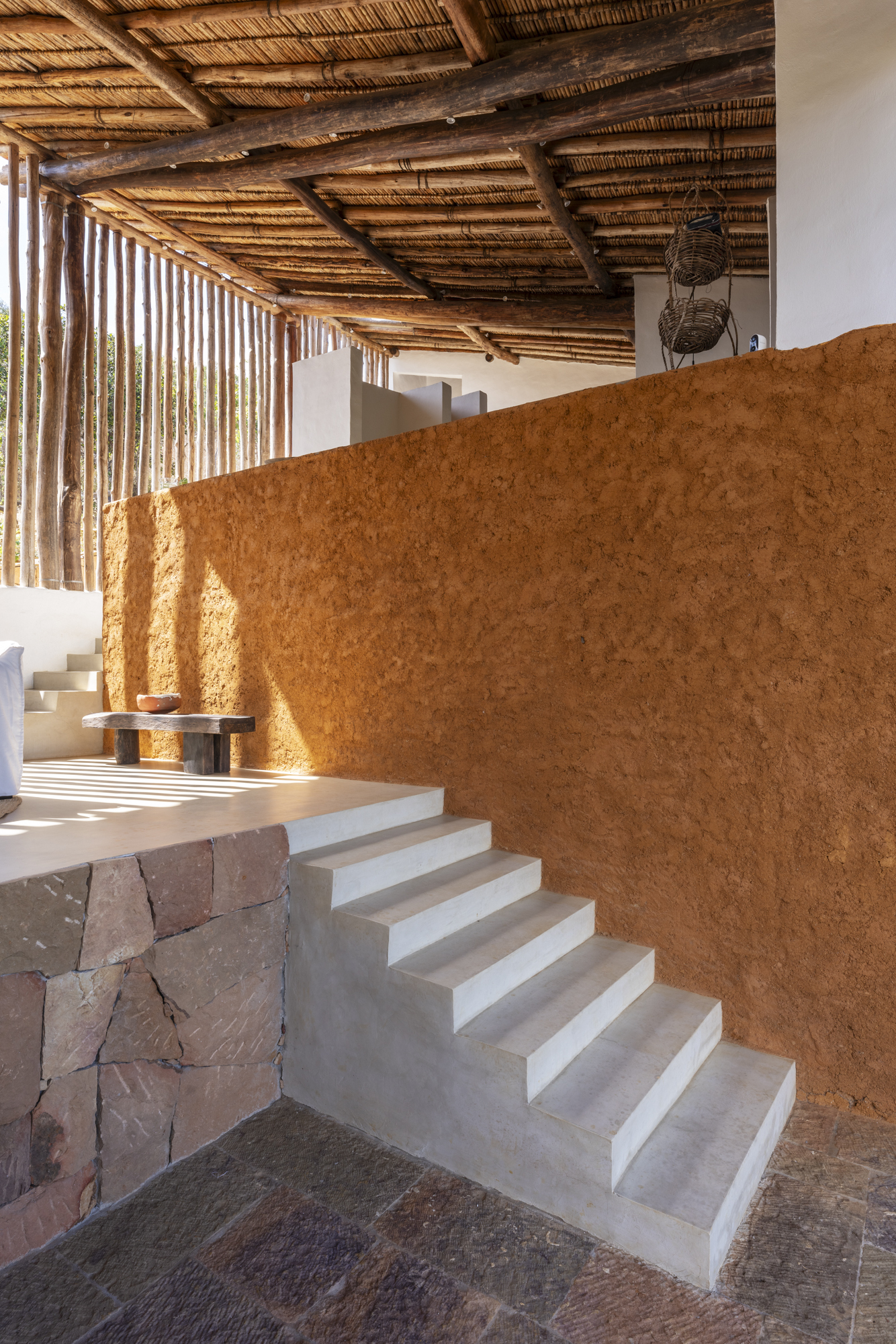 Galería de Casa La hoja sobre el cerro / Alsar Atelier + GB Urban Studio - 18
