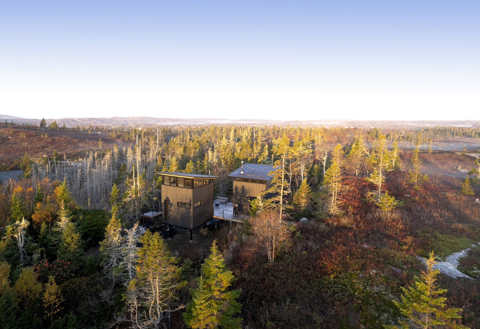 Gallery of Lambkill Ridge / Peter Braithwaite Studio Ltd. - 19
