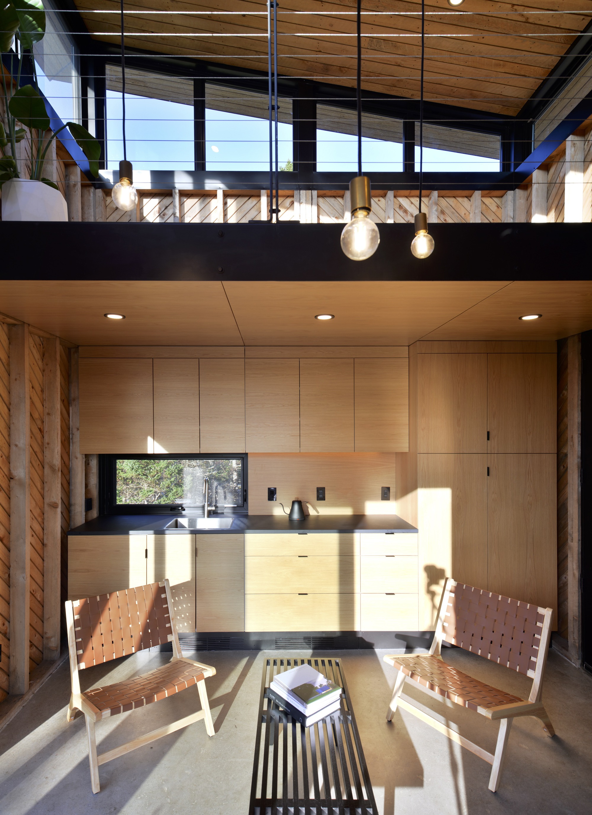 Gallery of Lambkill Ridge / Peter Braithwaite Studio Ltd. - 9