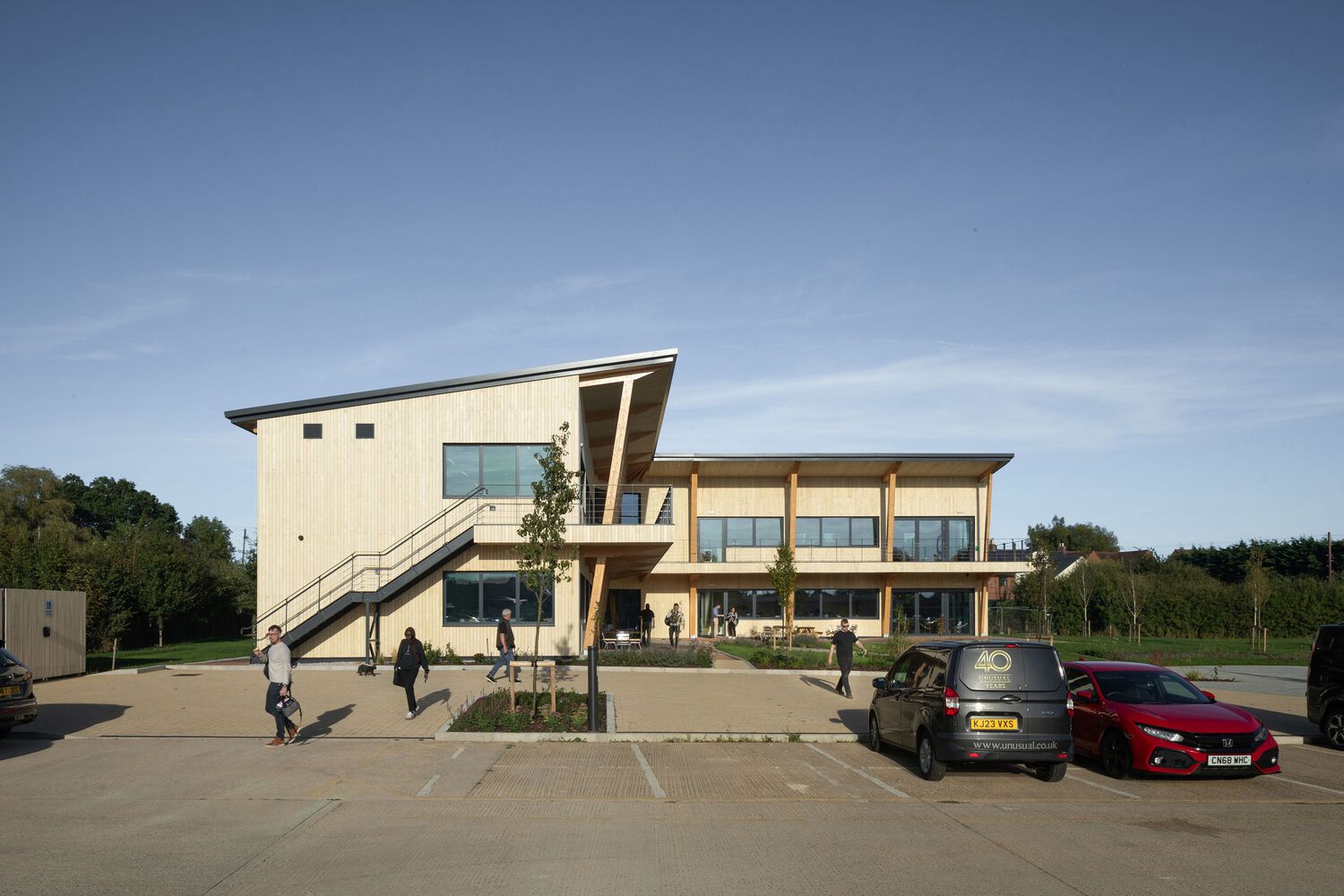 Gallery of Unusual HQ / Corstorphine & Wright - 18