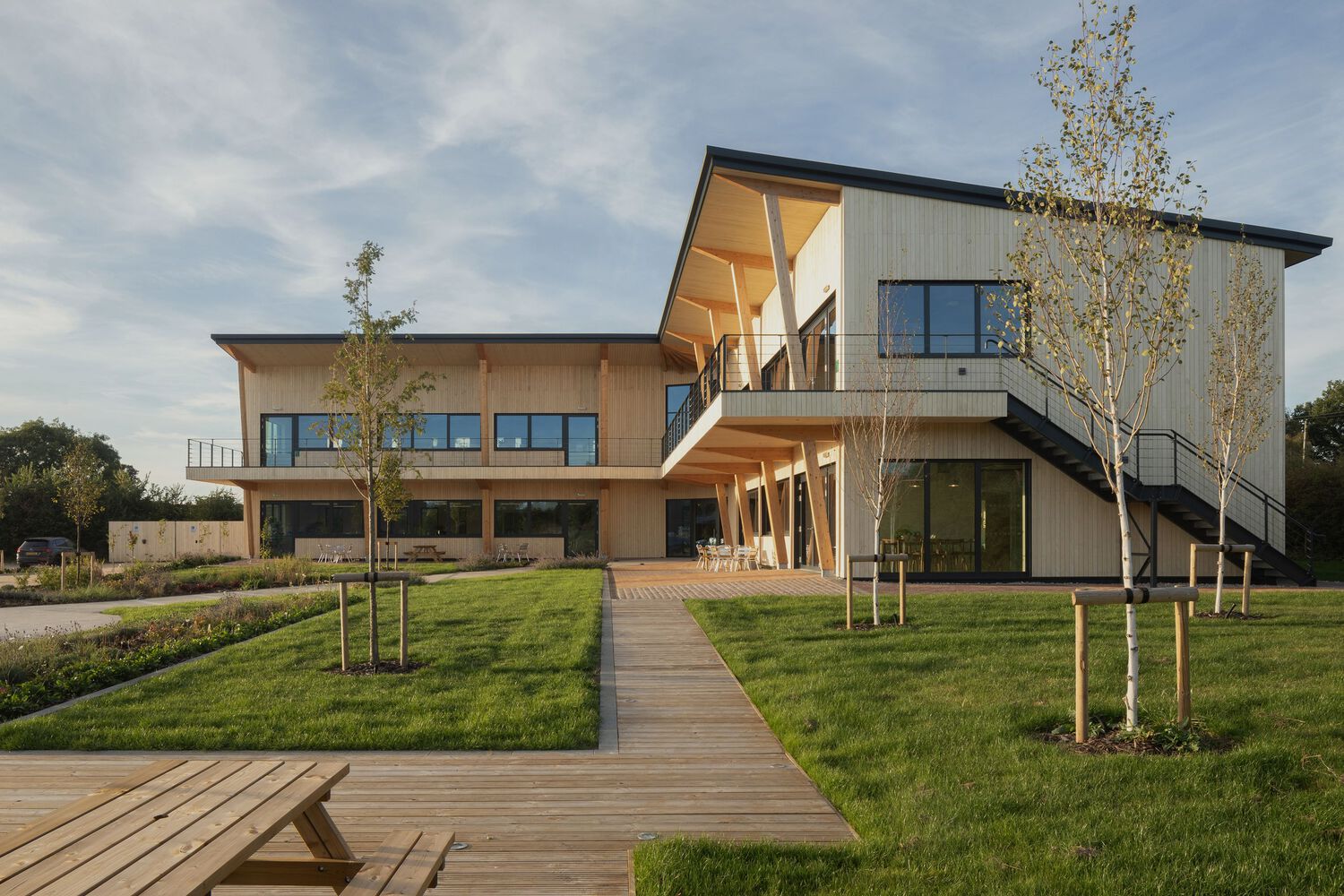 Gallery of Unusual HQ / Corstorphine & Wright - 5