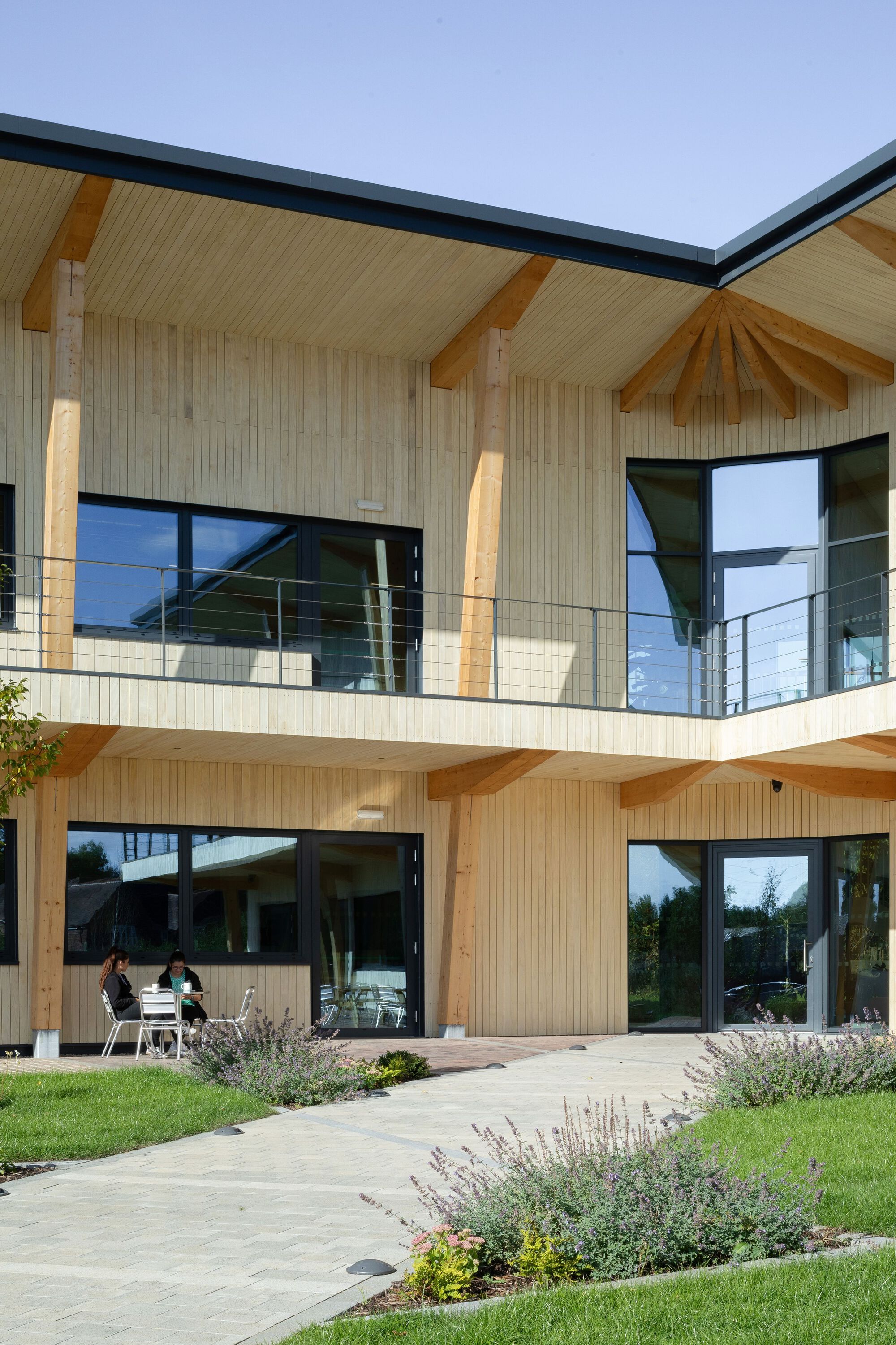 Gallery of Unusual HQ / Corstorphine & Wright - 8