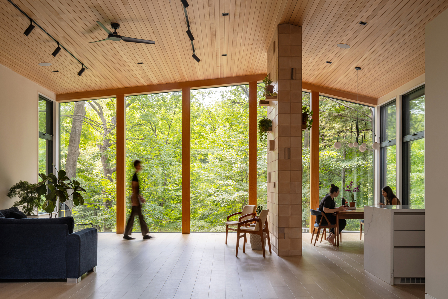 North York Ravine House / Denegri Bessai Studio | Building of the Year 2026