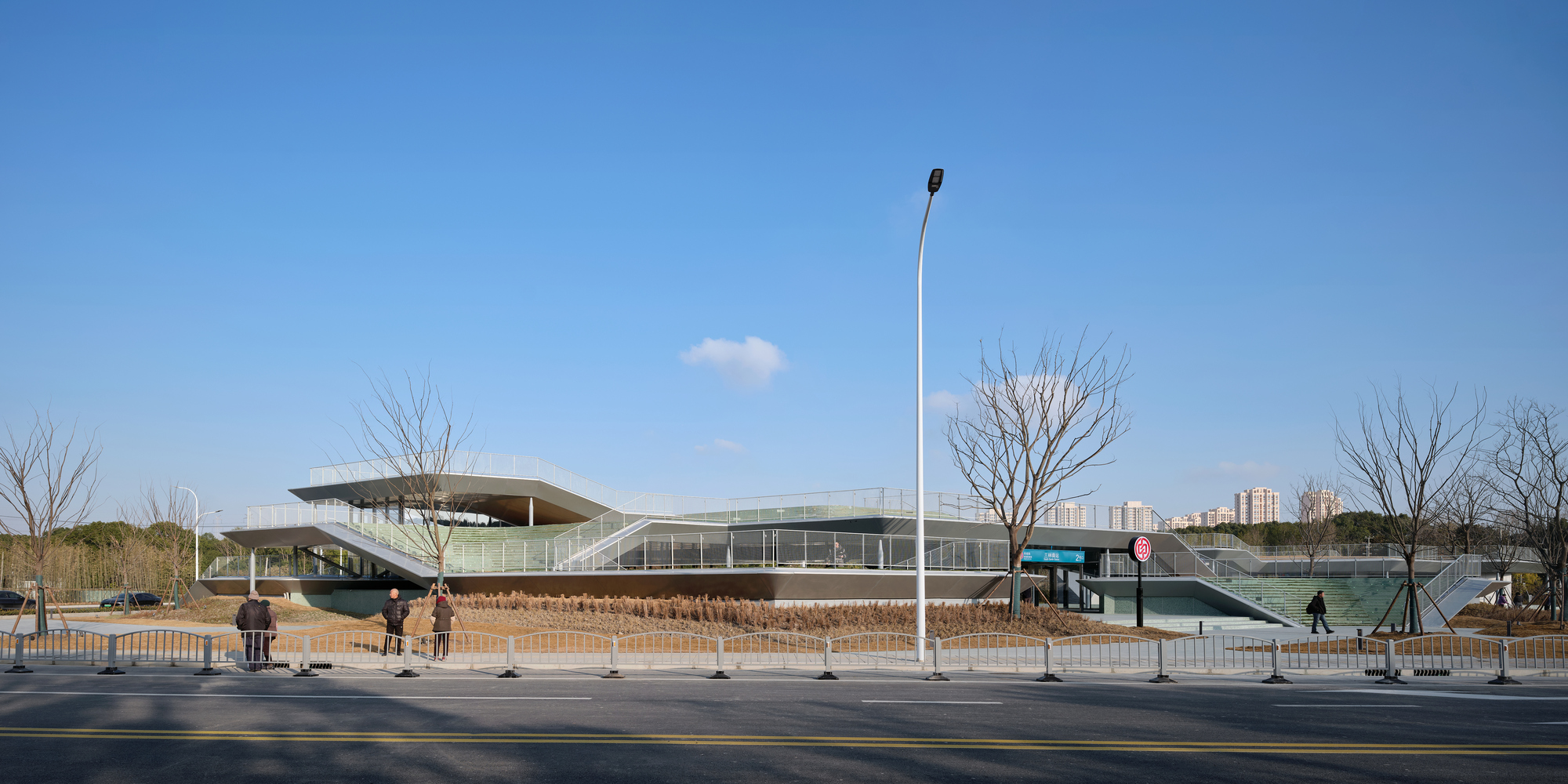 Gallery of South Sanlin Station of Shanghai Airport Link / TJAD ...