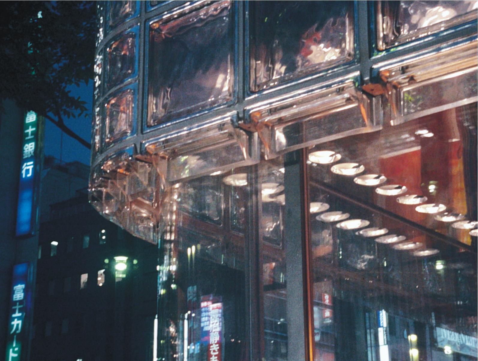 Gallery of AD Classics: Maison Hermès / Renzo Piano Building Workshop - 11