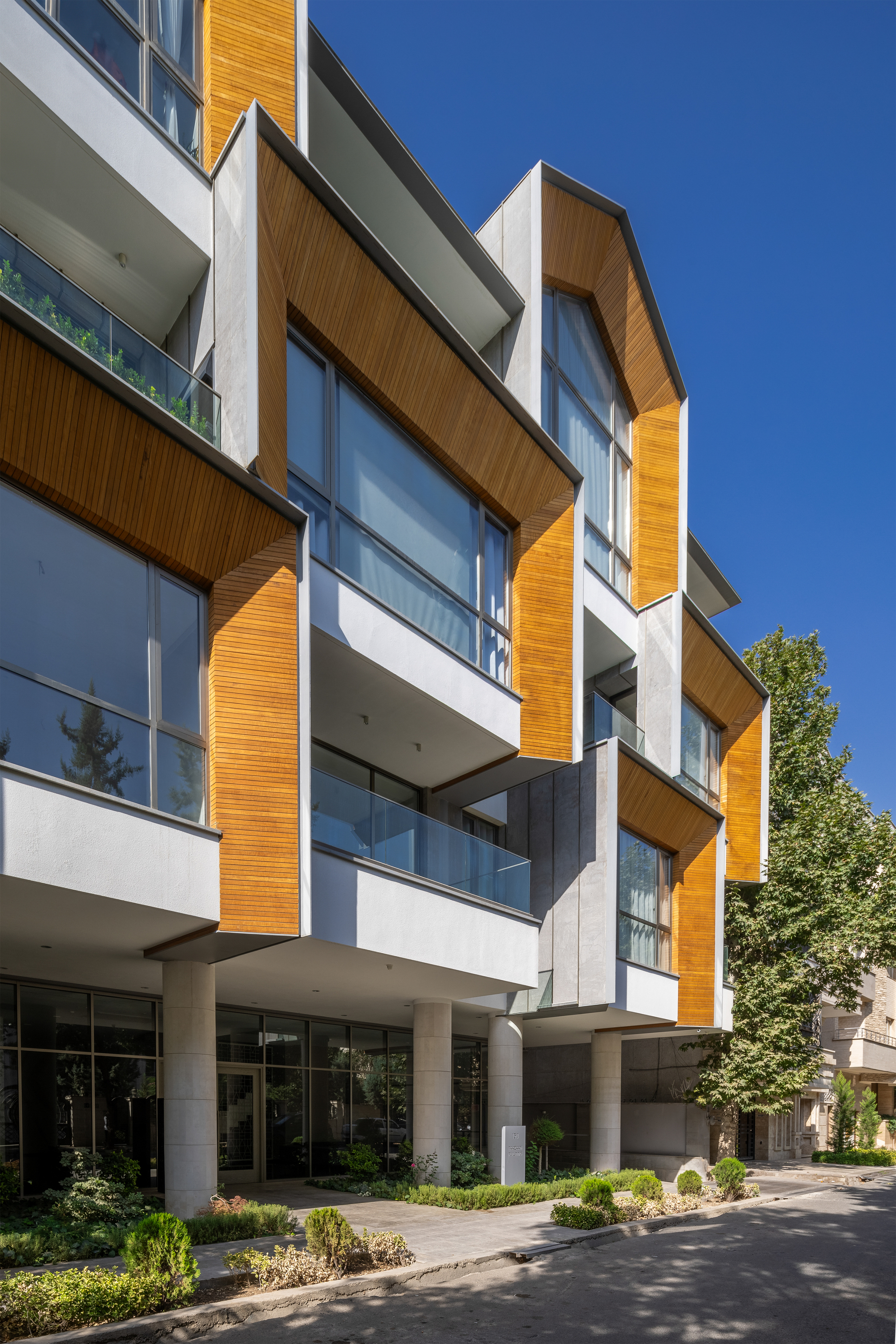 Gallery of Razan Residence / Pargar Architecture and Design Studio - 6