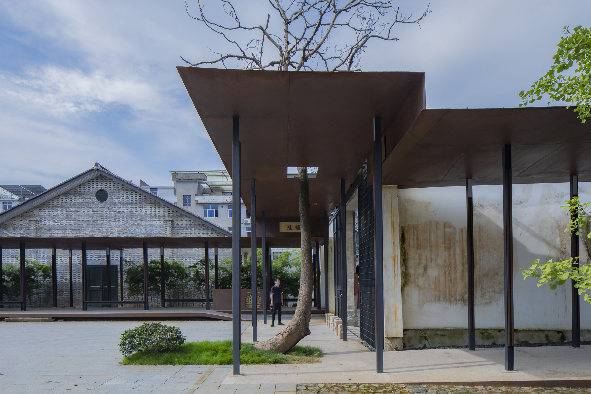 Gallery of Chinese Architect Liu Jiakun Receives the 2025 Pritzker ...