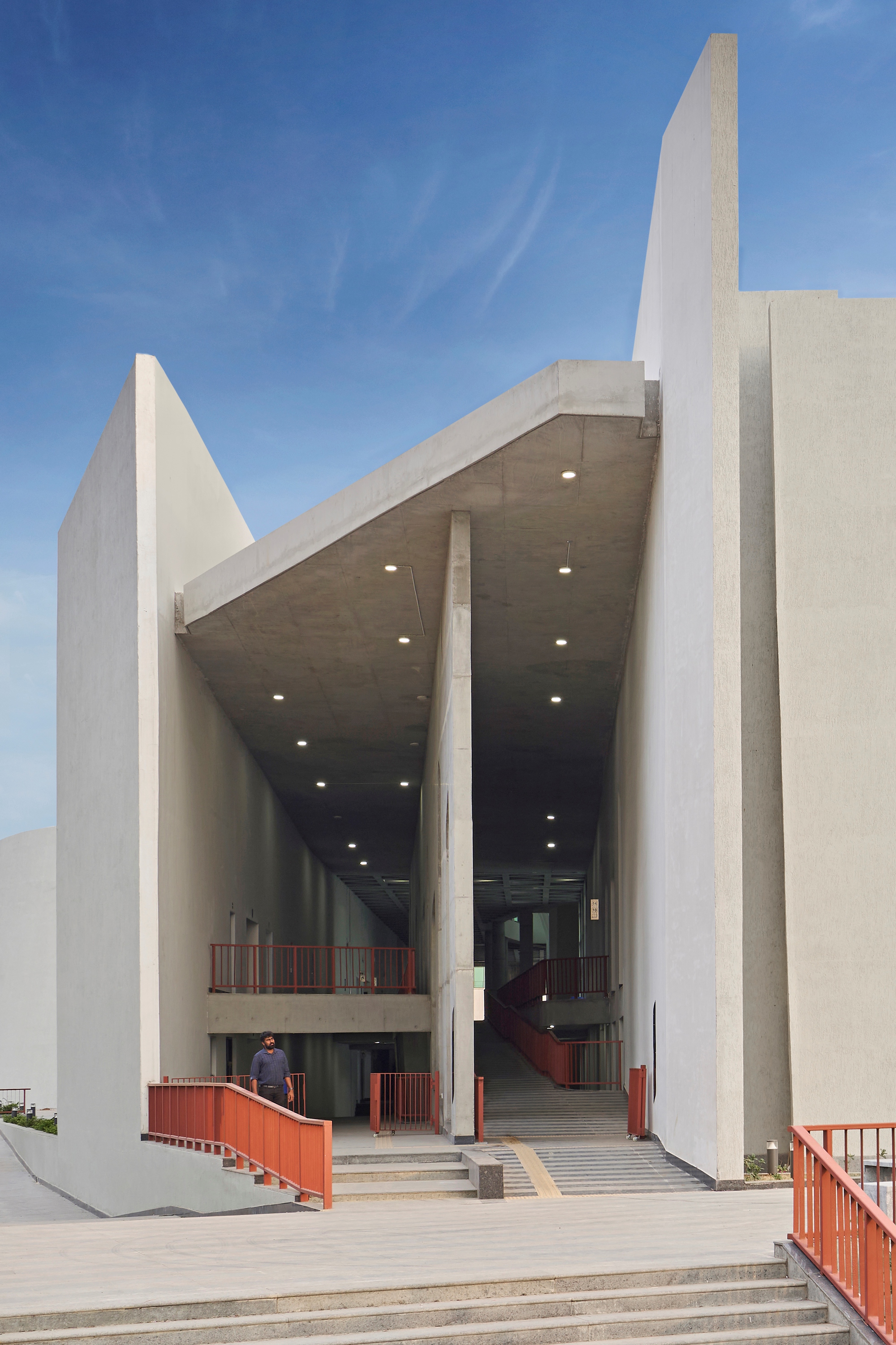 Gallery of Lecture Hall Complex, IIT Hyderabad / CCBA Designs - 5