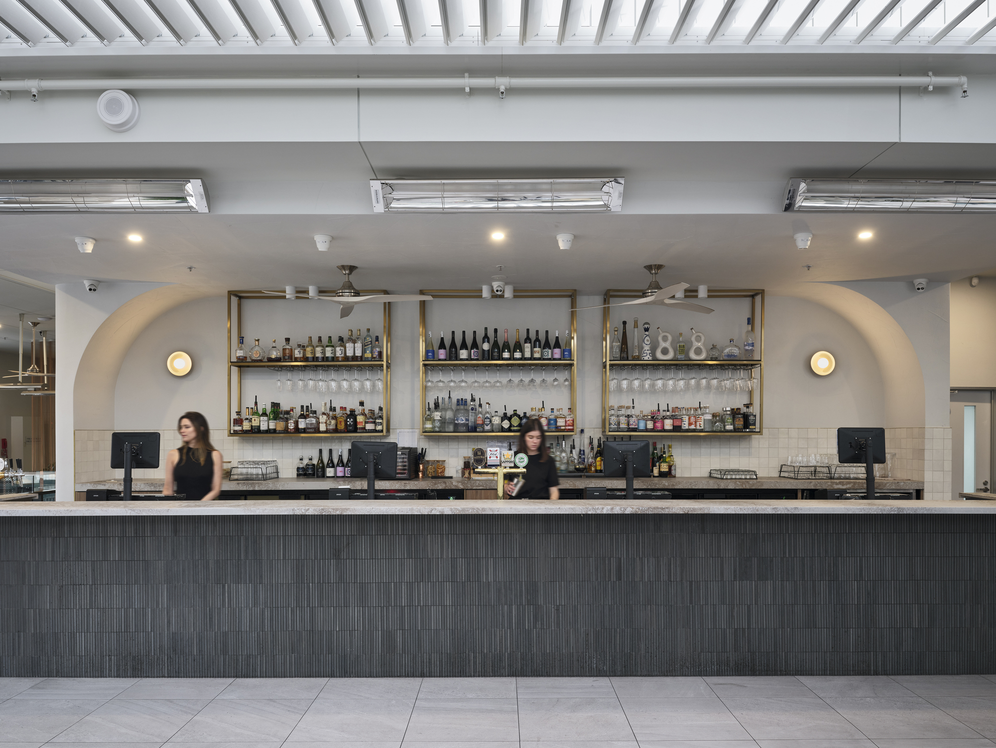 SORA Rooftop Bar & Restaurant / PACT architects | ArchDaily