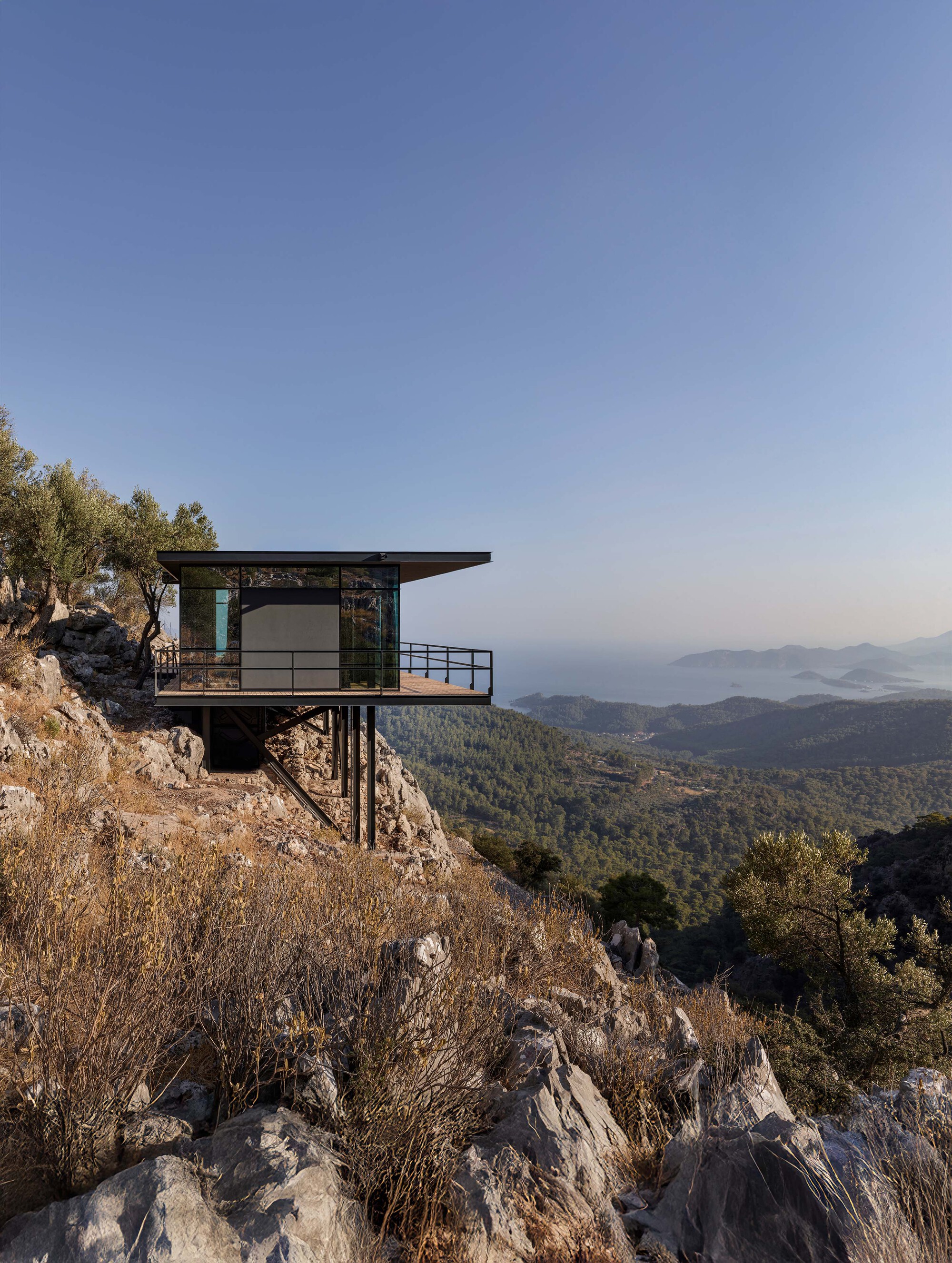 Gallery of G House / PIN Architects - 7