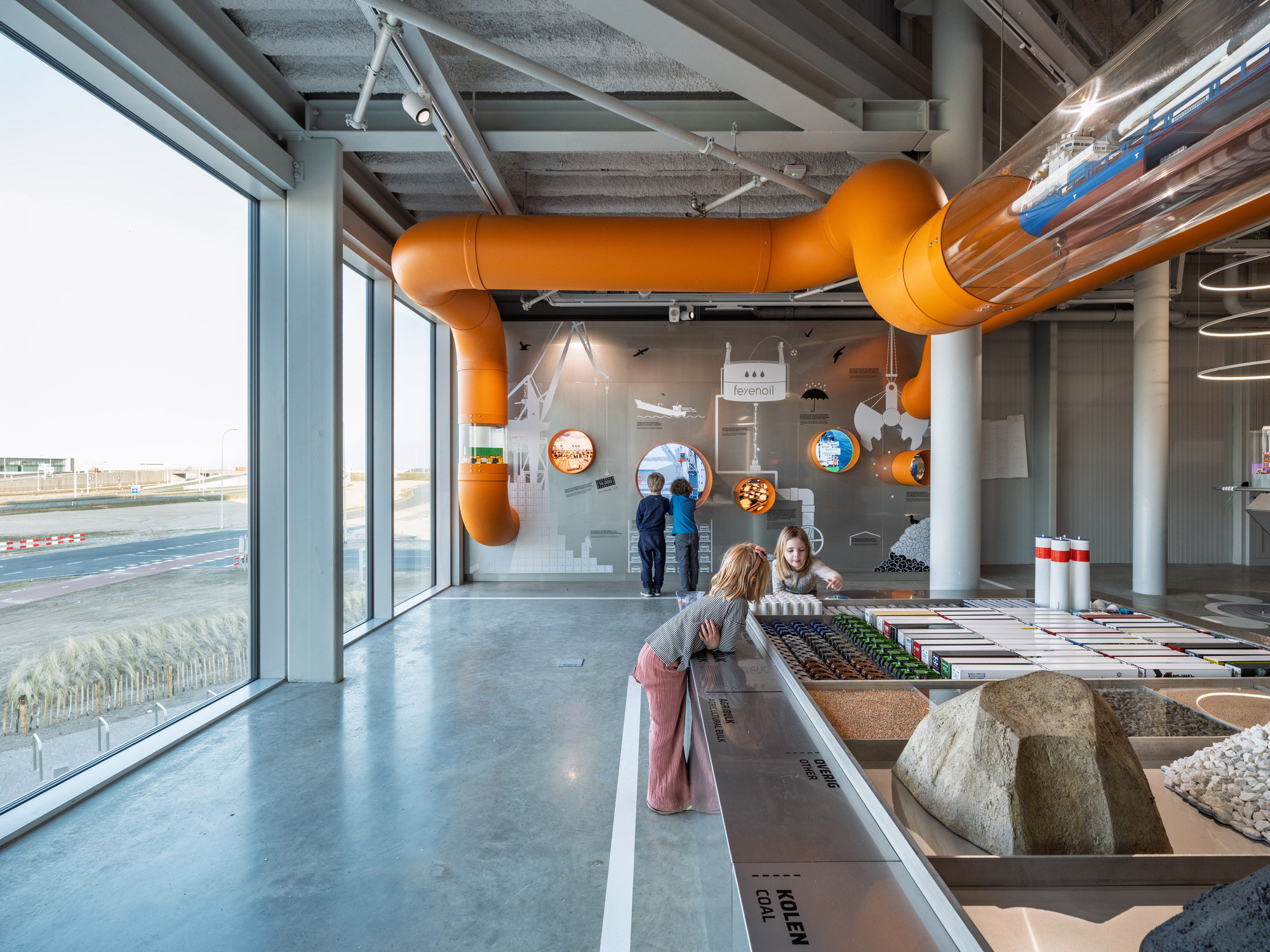 Gallery of Portlantis Visitor and Exhibition Center / MVRDV - 5